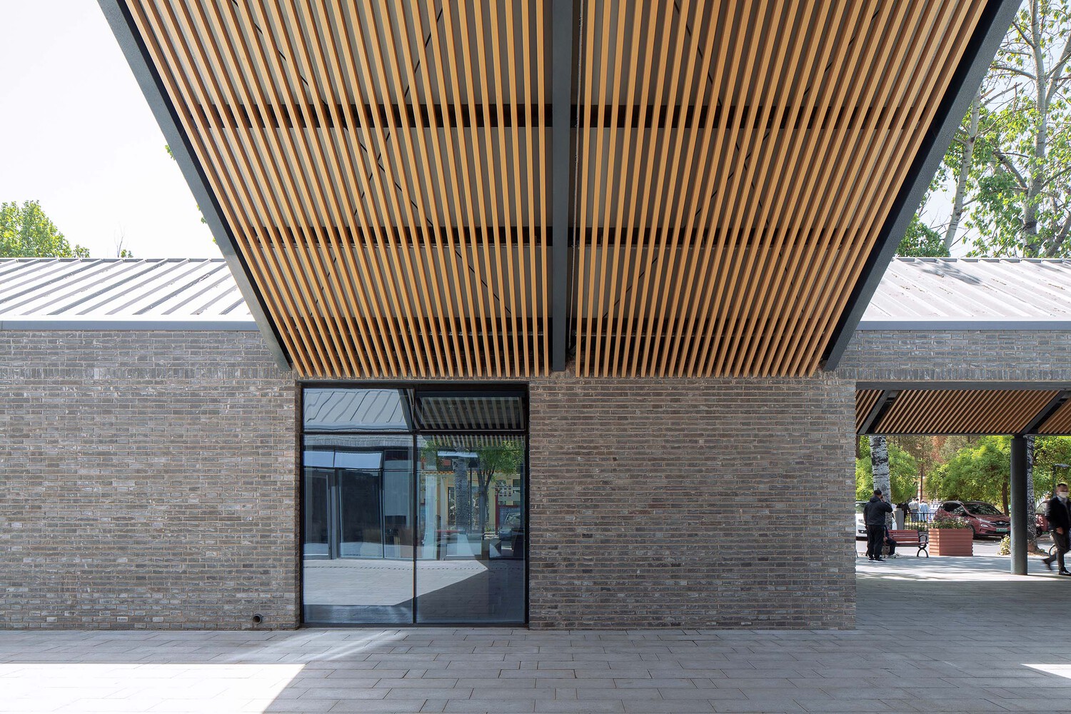 Courtyard Market under the Big Roof by keytostars - Architizer