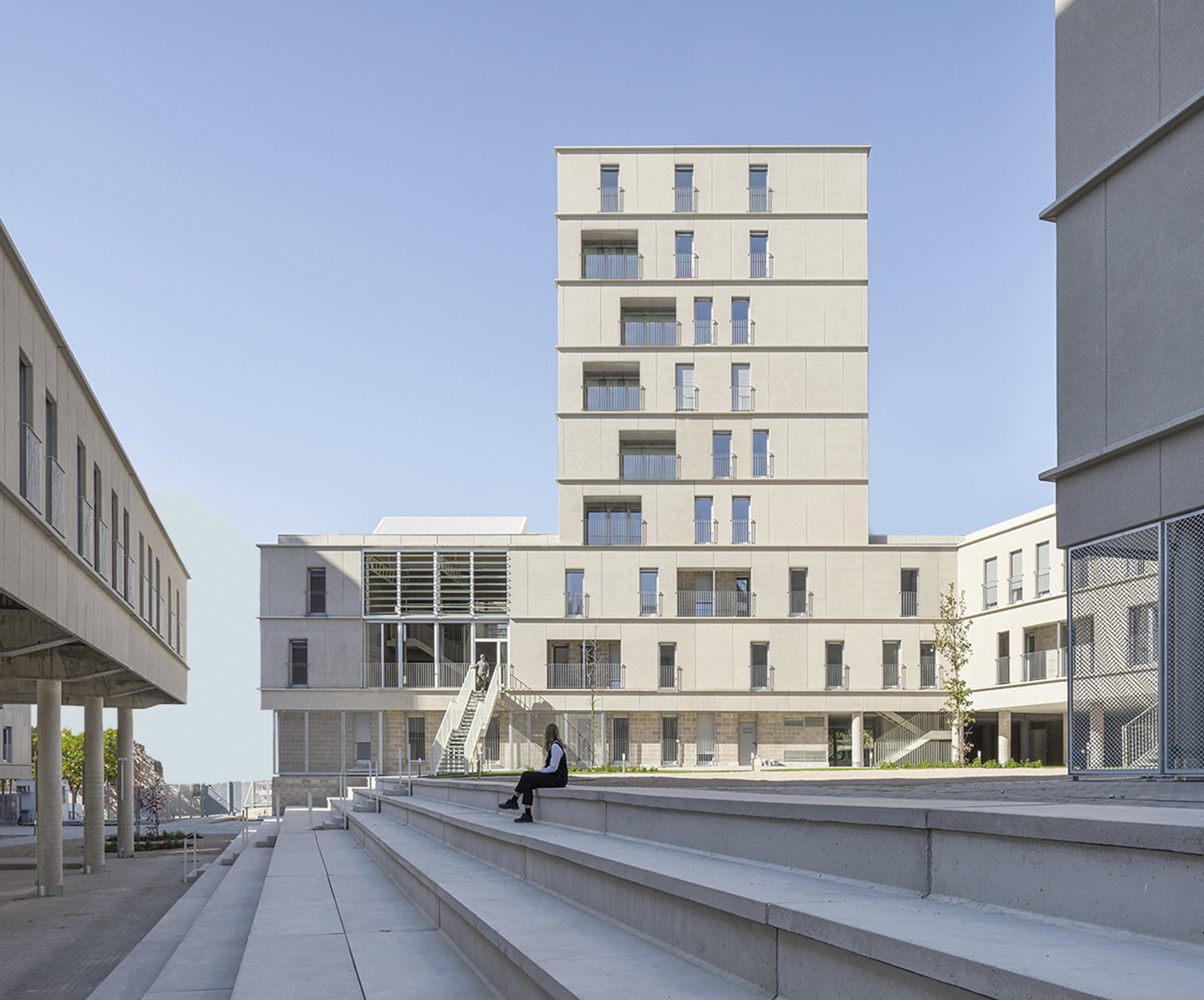 159 SOCIAL HOUSING CARABANCHEL, MADRID by TAAs - Architizer