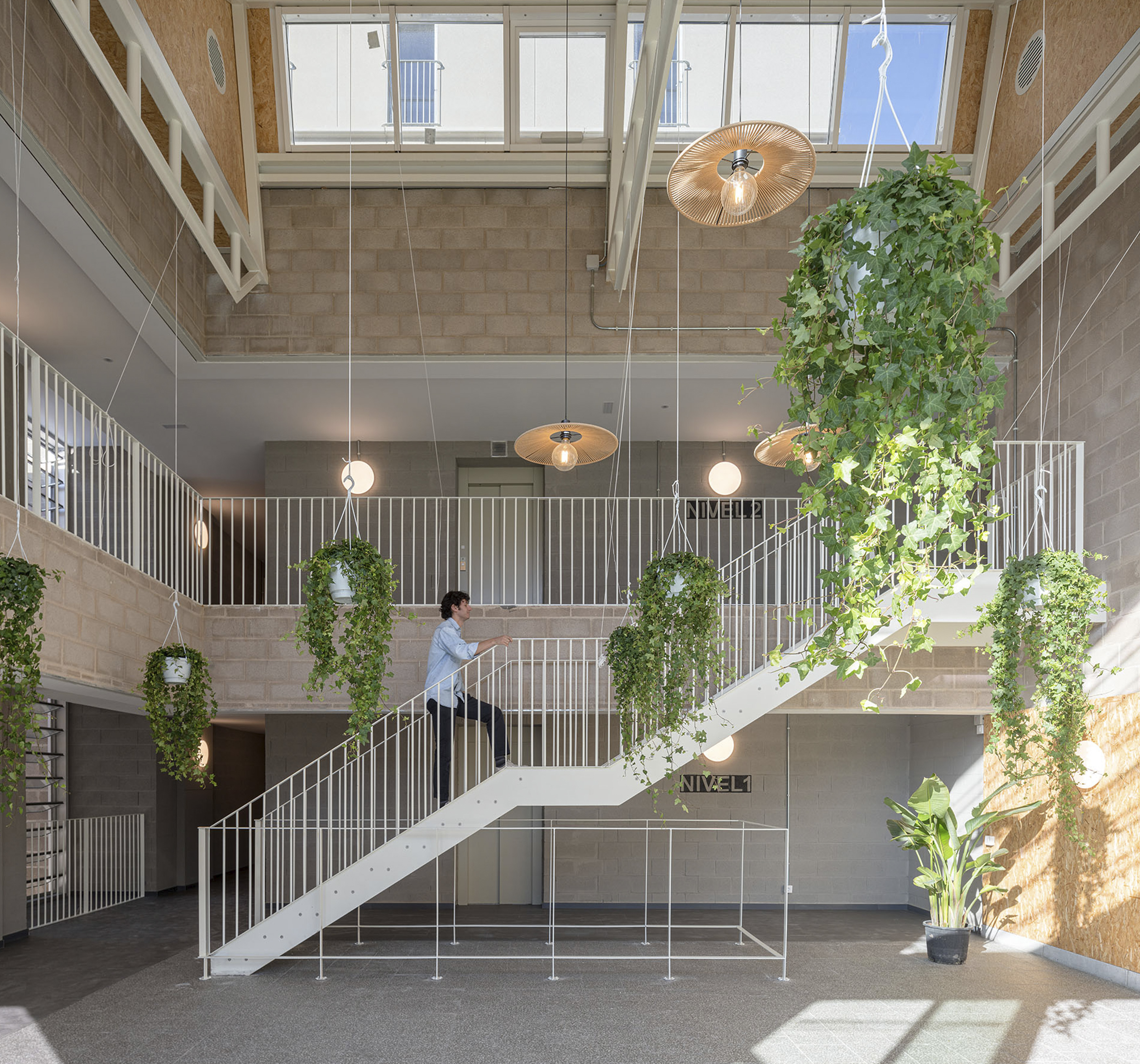 159 SOCIAL HOUSING CARABANCHEL, MADRID by TAAs - Architizer