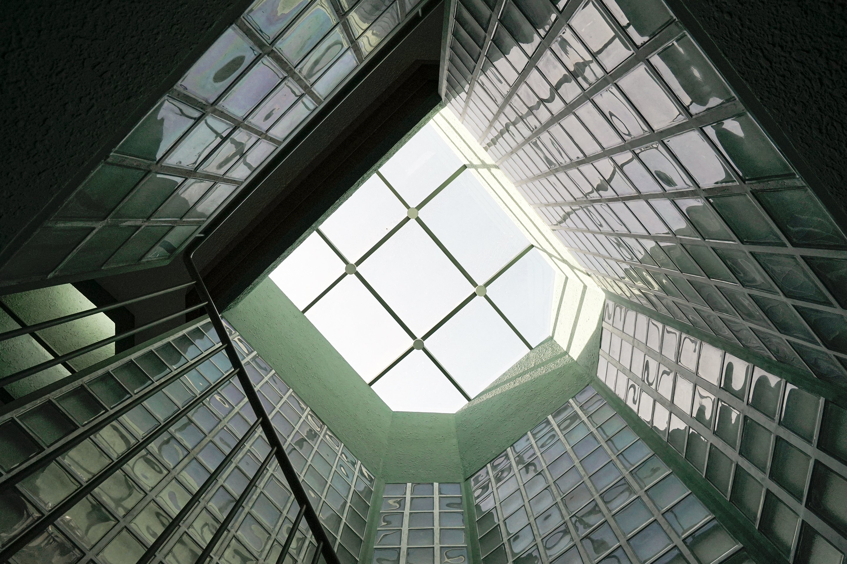 CoCo Cha Taiwan Tea & Coffee – Castle of Glass by PT Arch Studio - Architizer