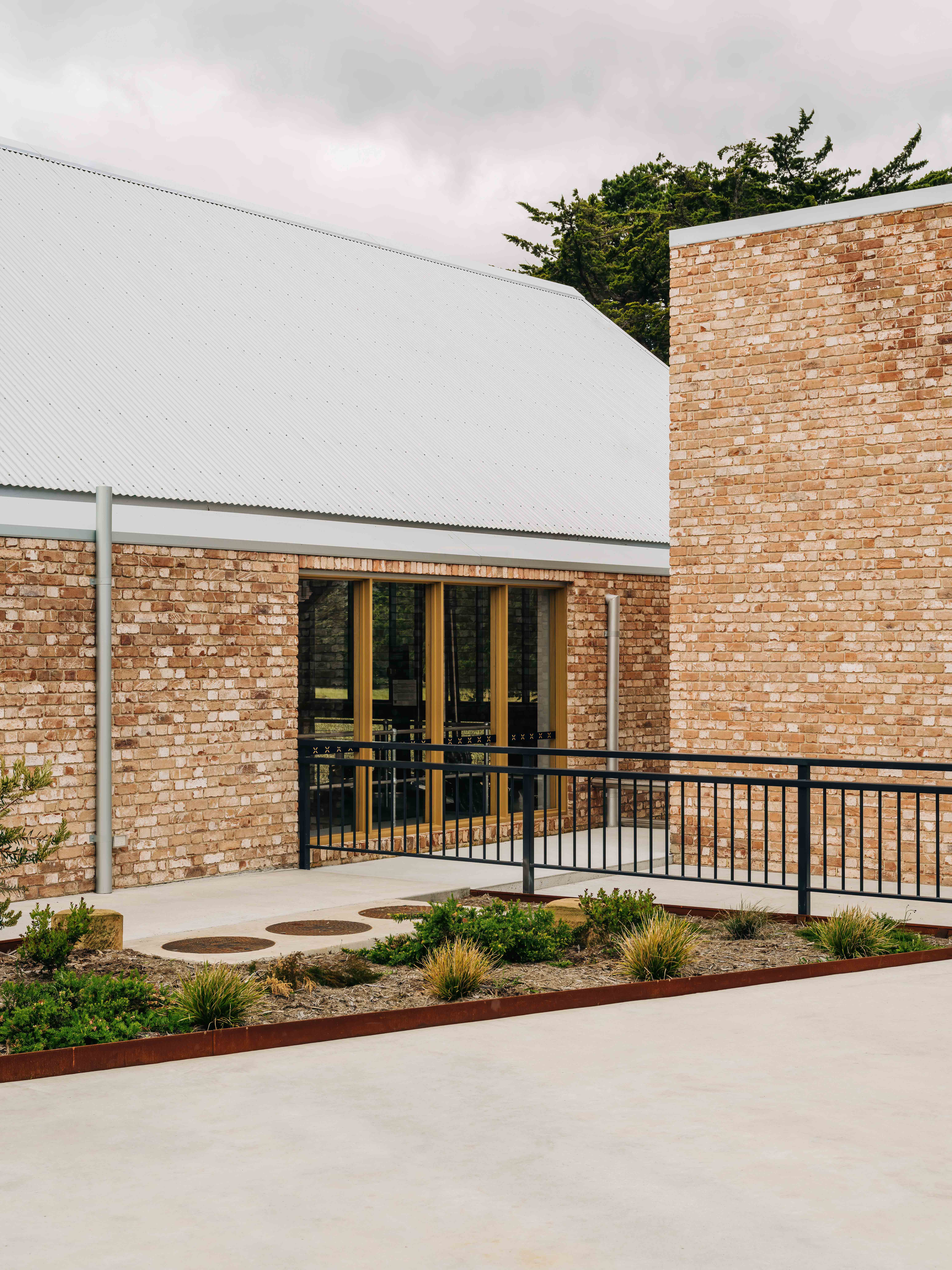 Idea 3627224: Callington Mill Distillery by Cumulus Studio in Oatlands ...