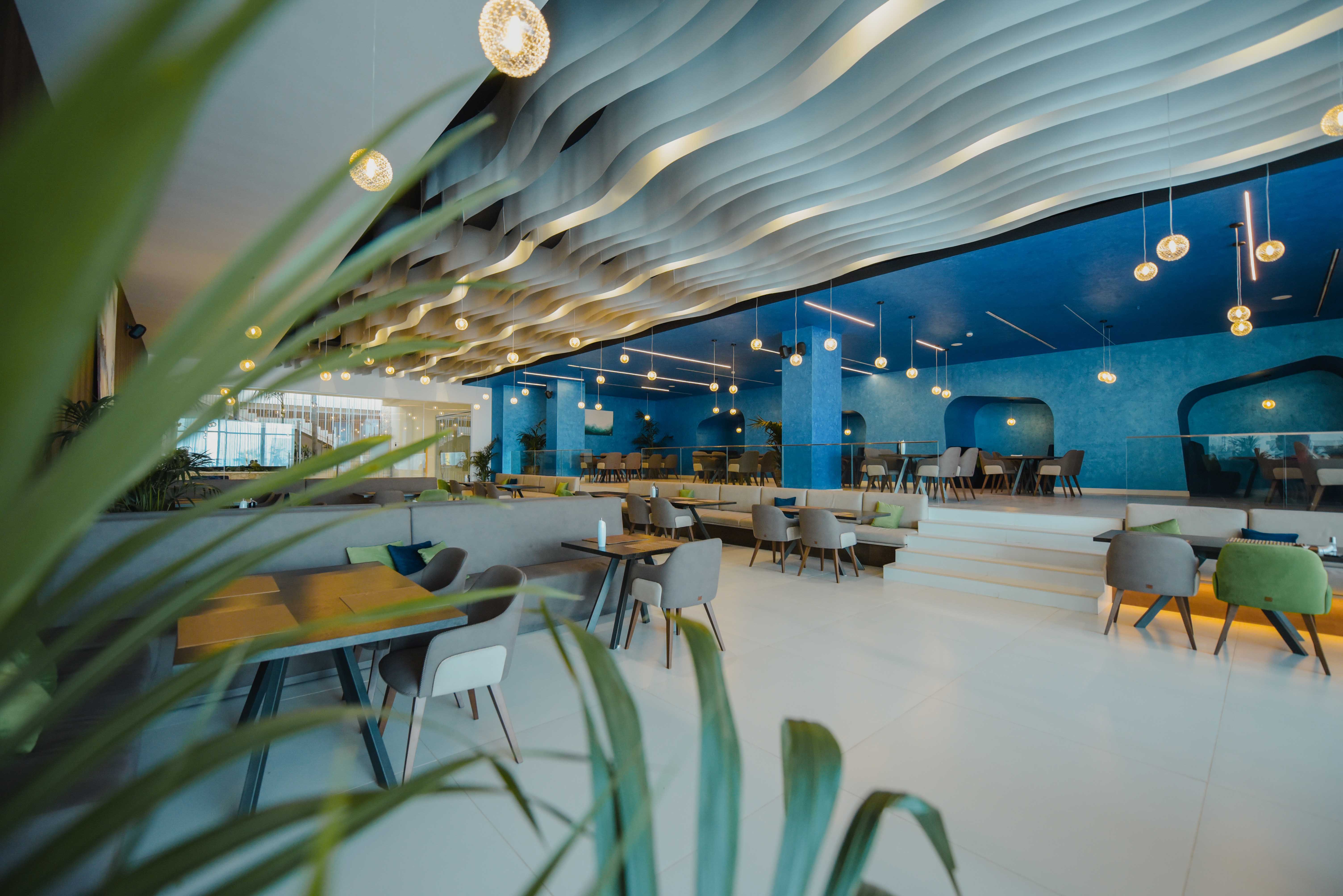 The Empire Resort Hotel: when luxury blends with the surrounding ...