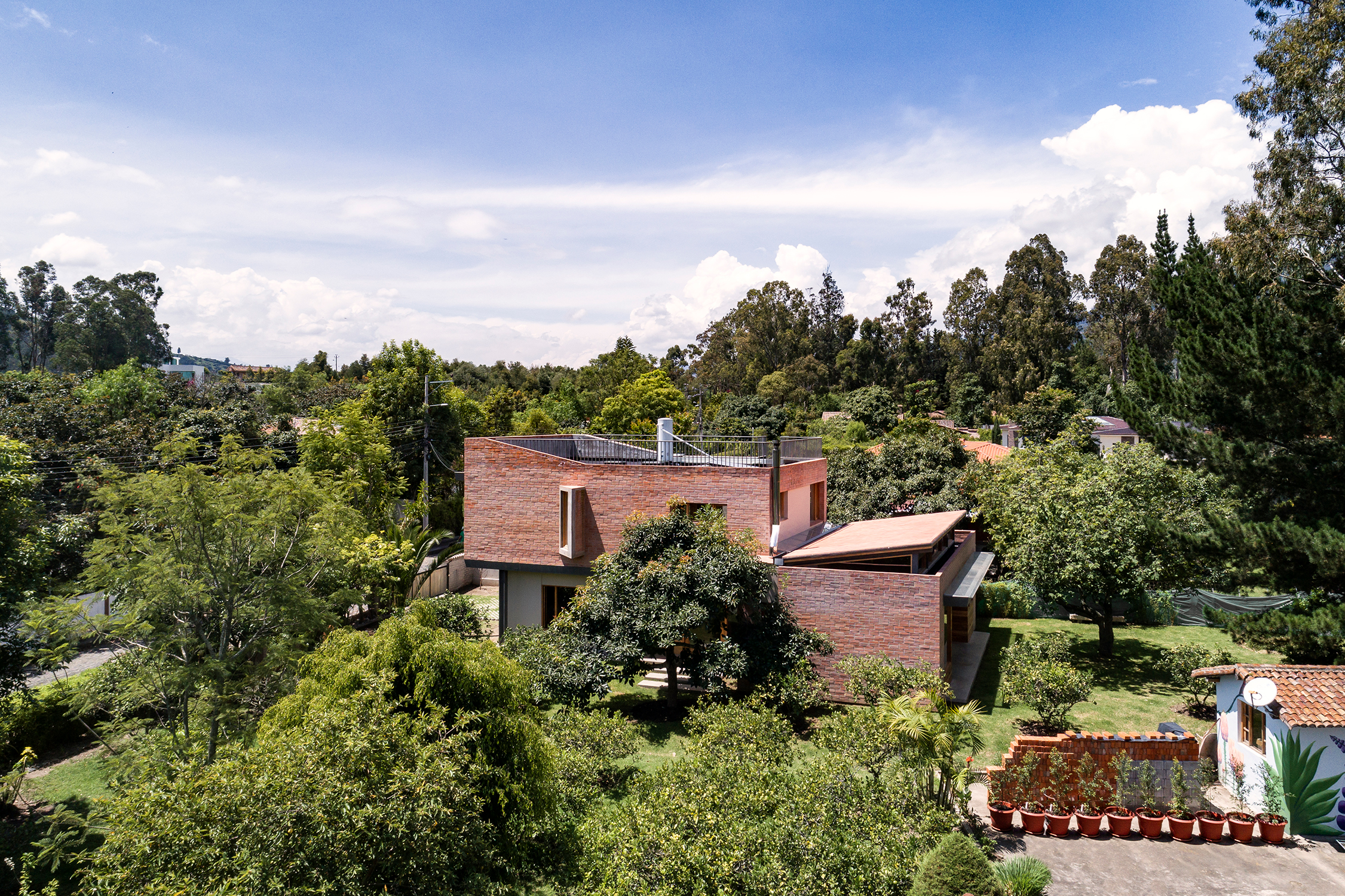 The Block Bond House by ARCHITEKTEN, Felipe Palacios + Johann Moeller ...