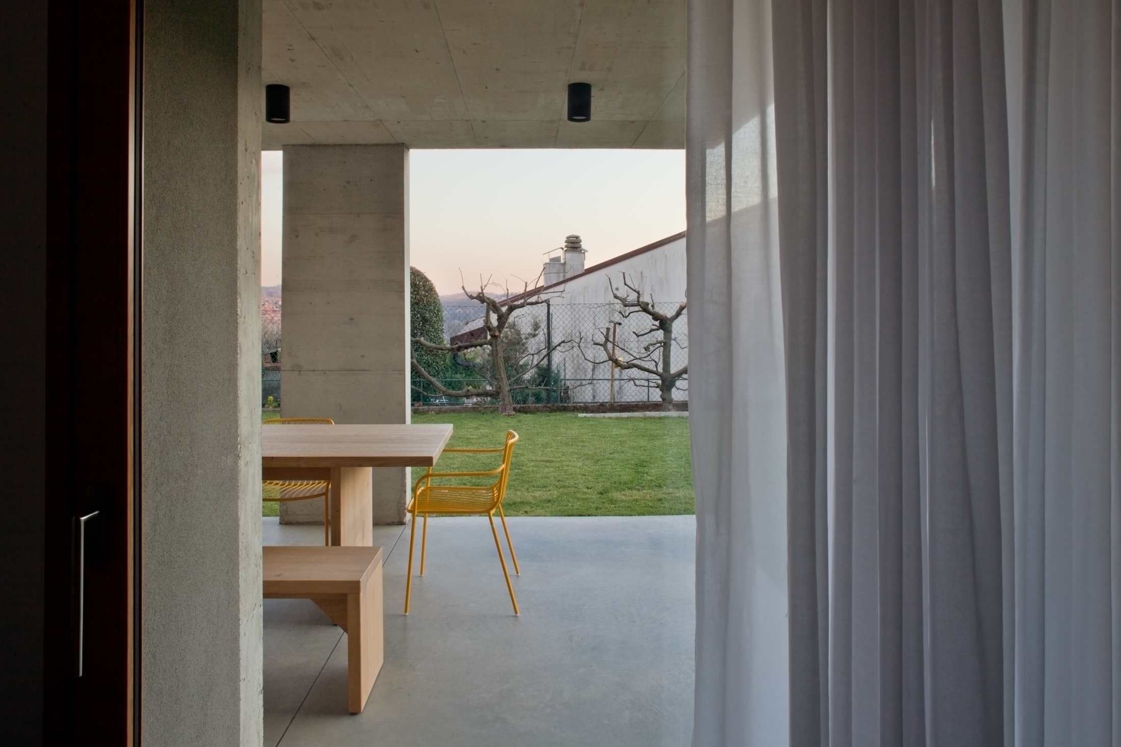 138_House overlooking the valley by MIDE Architetti - Architizer