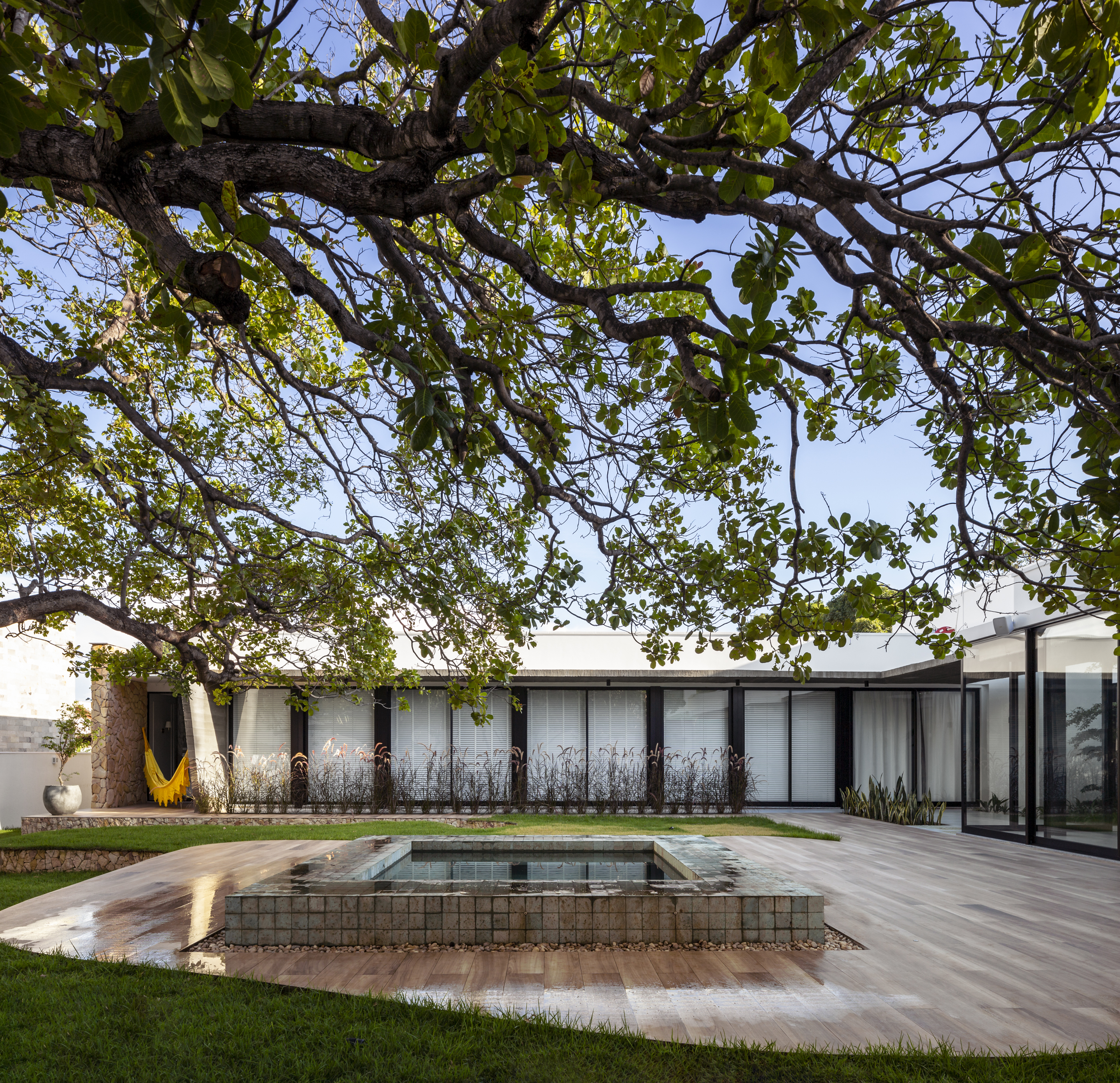 Alta house by Asa arquitetos - Architizer