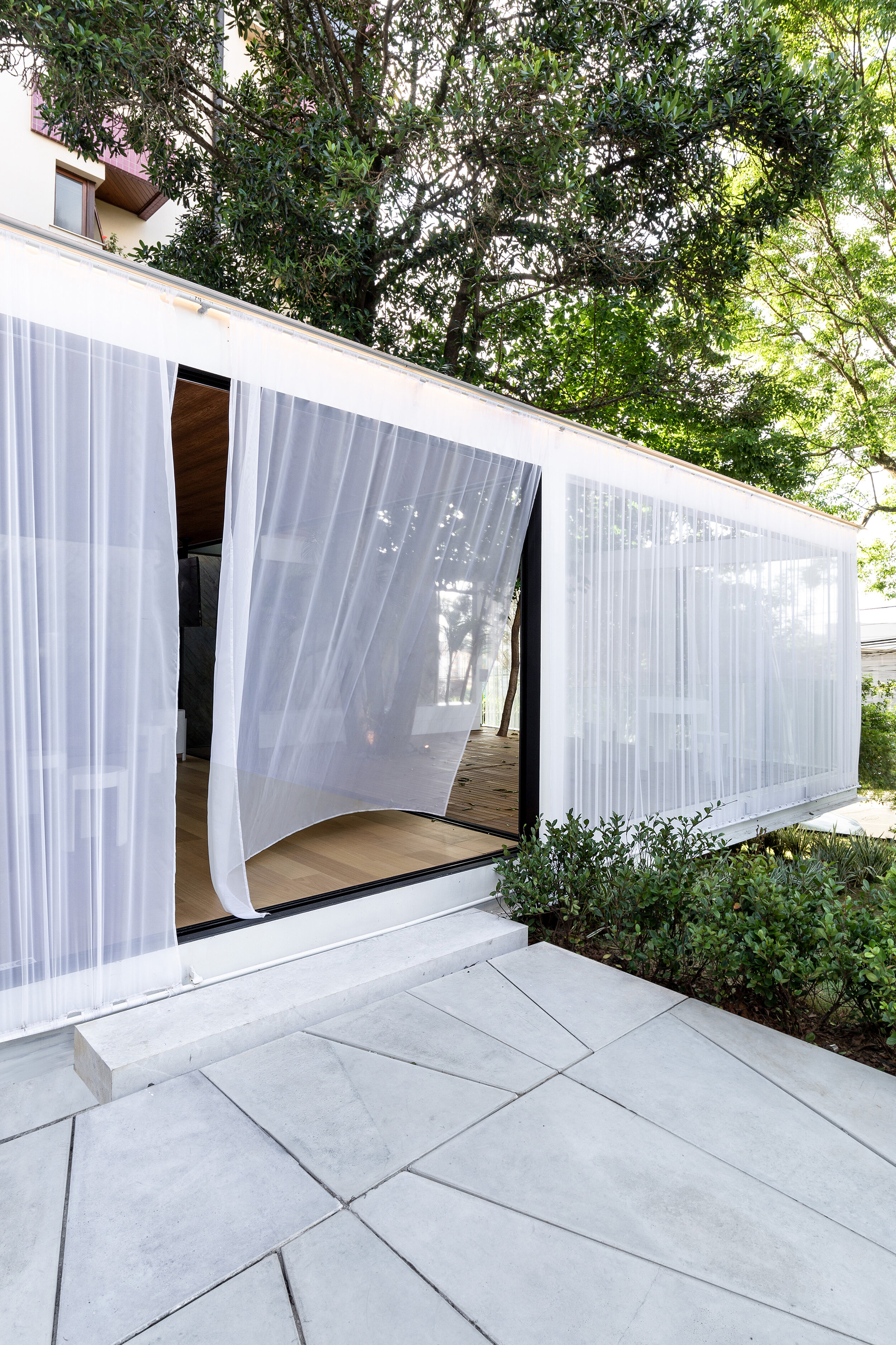 White Pavilion by Arquitetura Nacional - Architizer