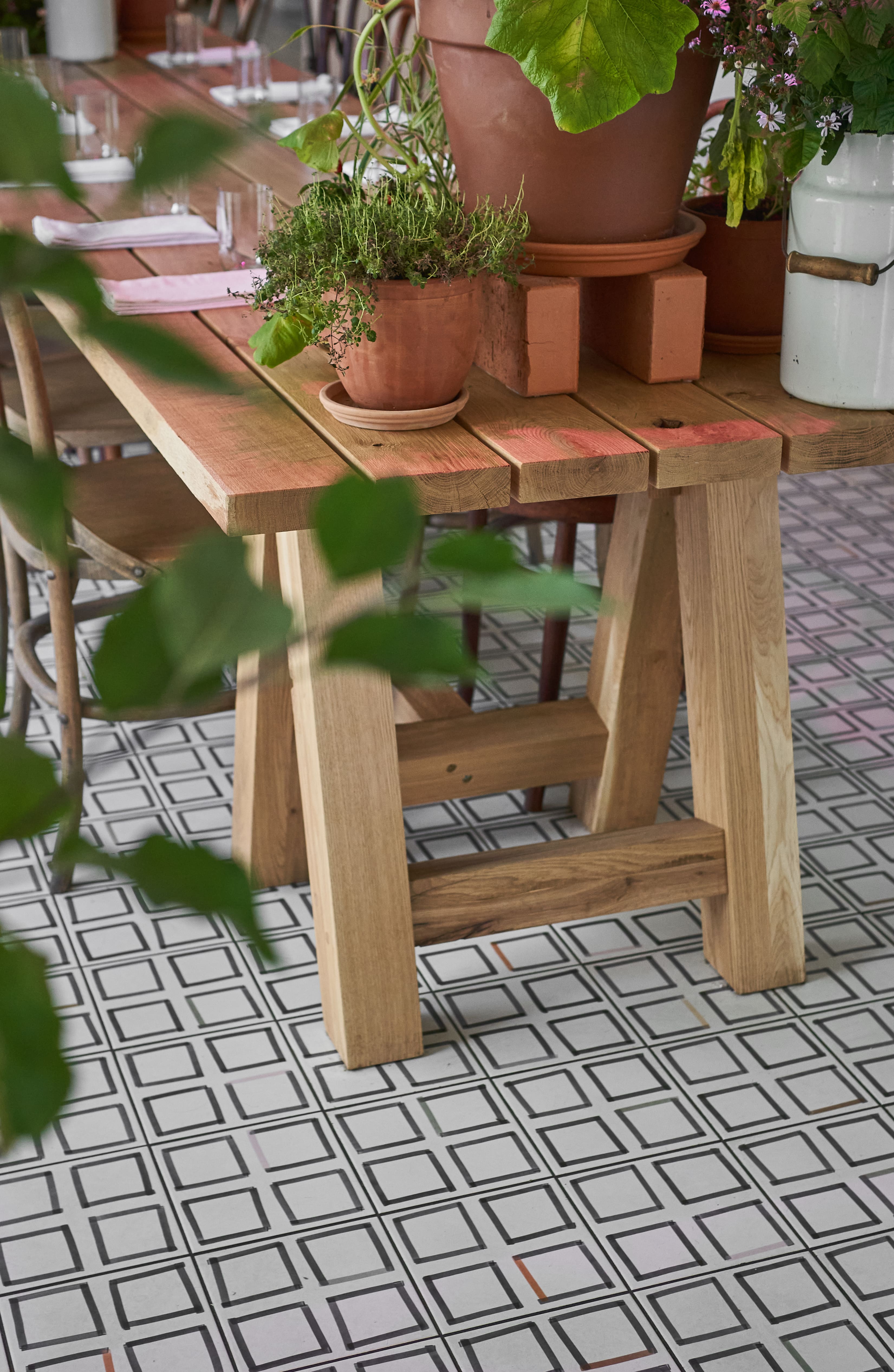 ANIMALS restaurant pop-up by DA bureau - Architizer