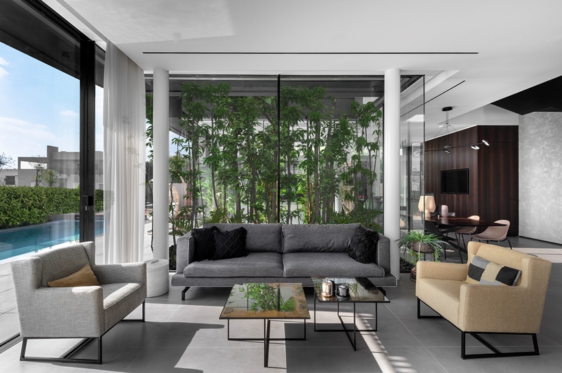 The Floating Box house by Dan & Hila Israelevitz architects - Architizer