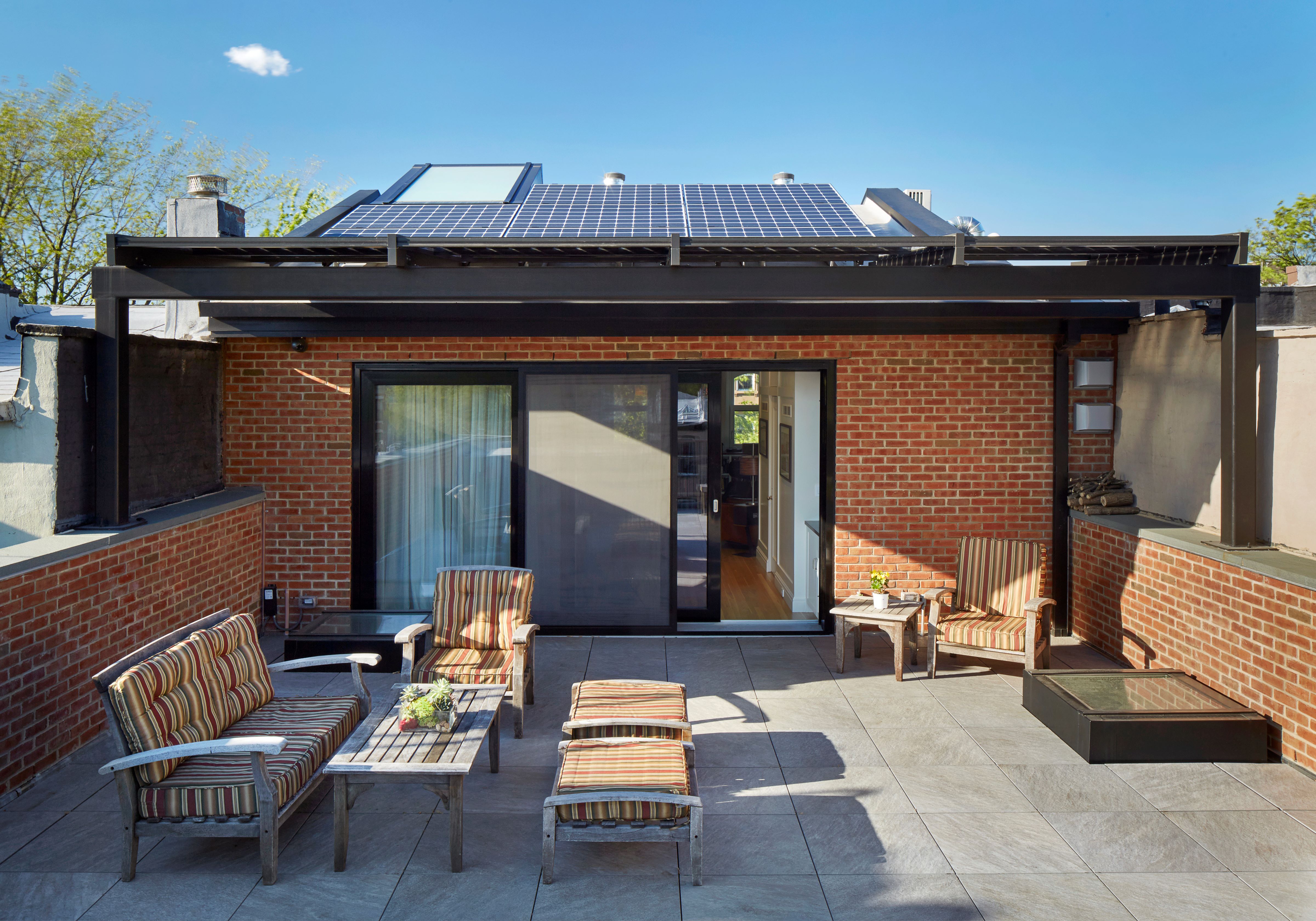 First Passive House Plus in North America by Ingui Architecture ...