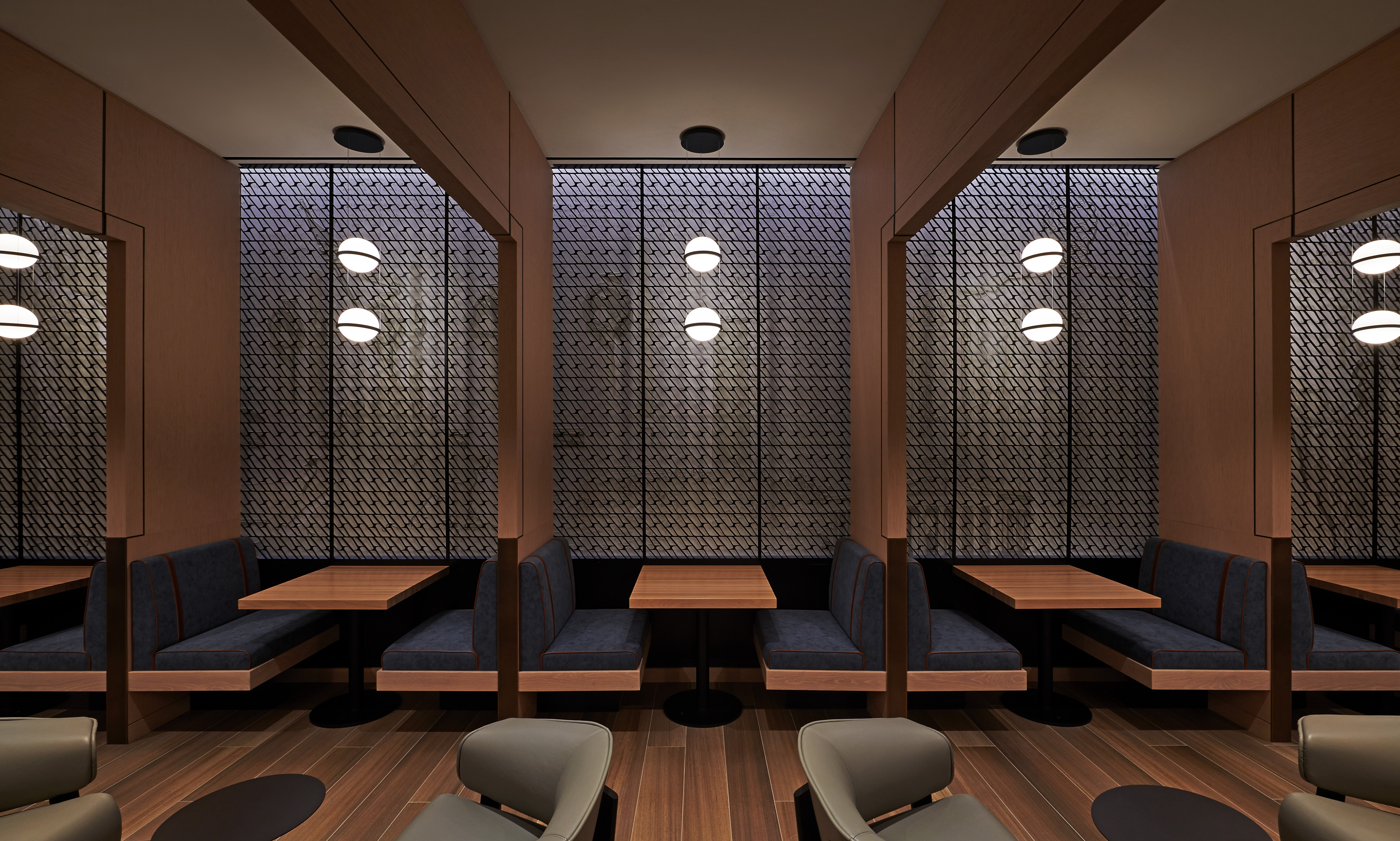 American Airlines Admirals Club at DCA by DMAC Architecture & Interiors ...