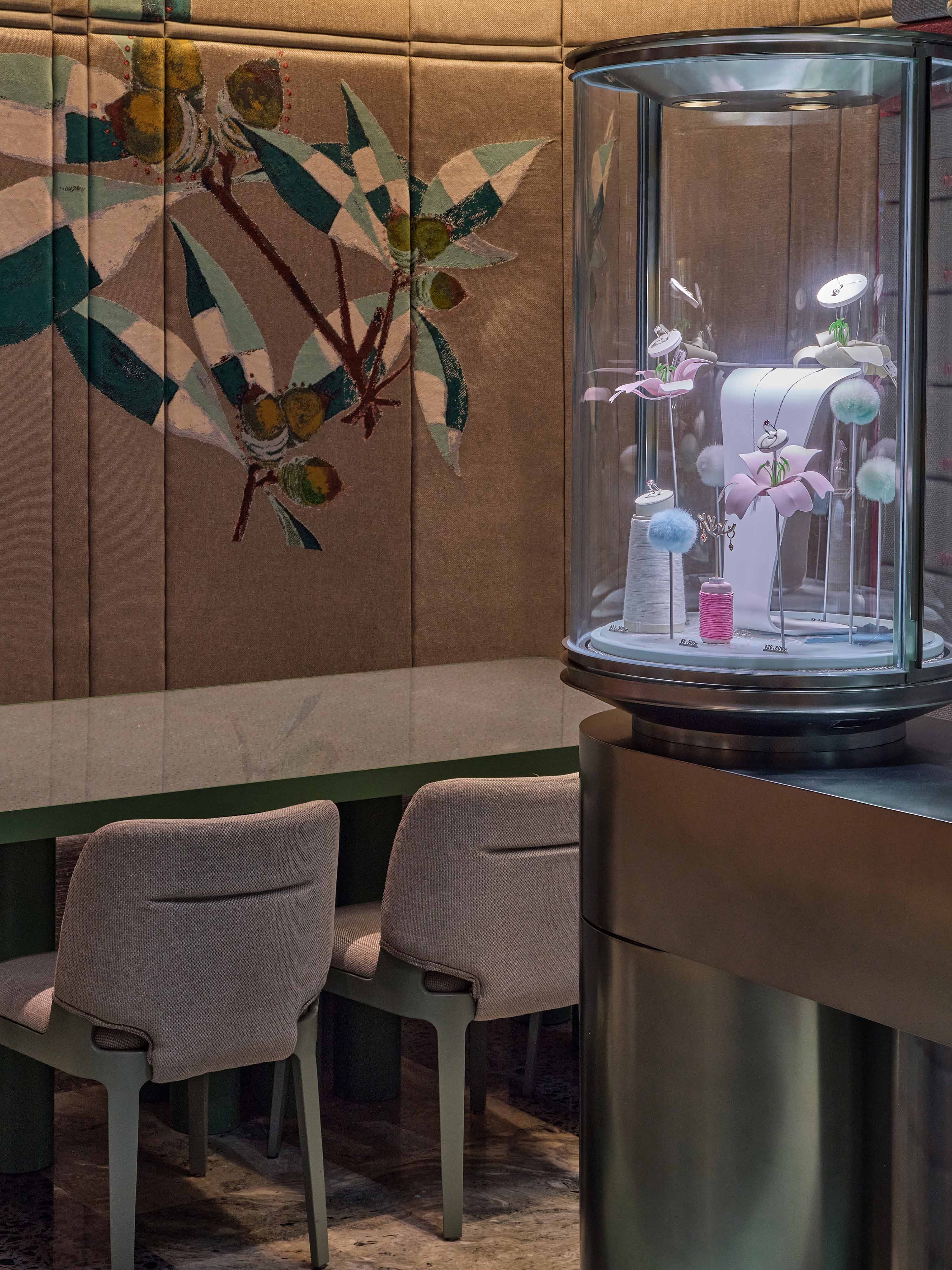 CHOW TAI FOOK SHANGHAI 1000 TREES SHOP by One Plus Partnership Limited ...