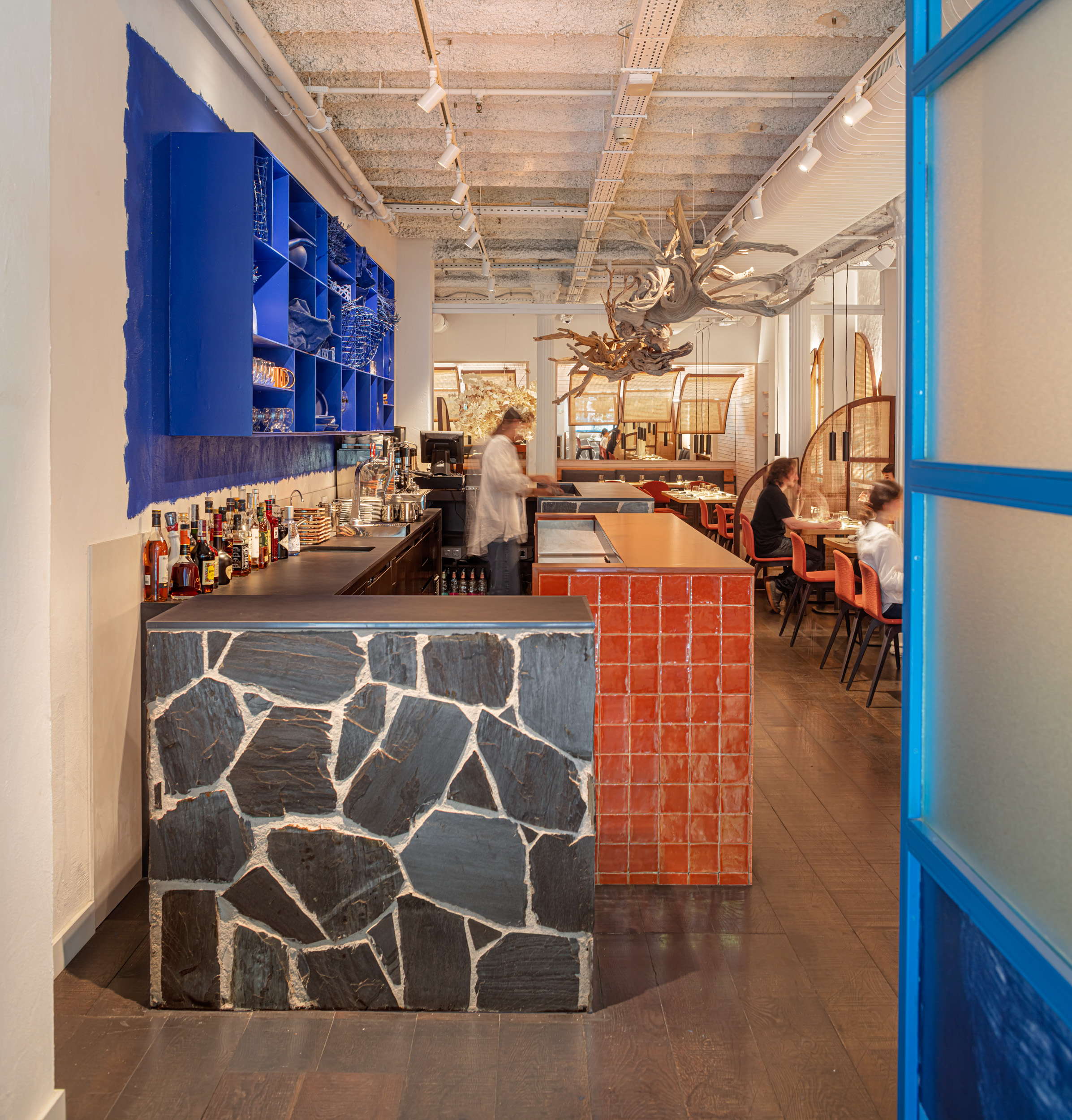 Compartir Restaurant by EL EQUIPO CREATIVO - Architizer