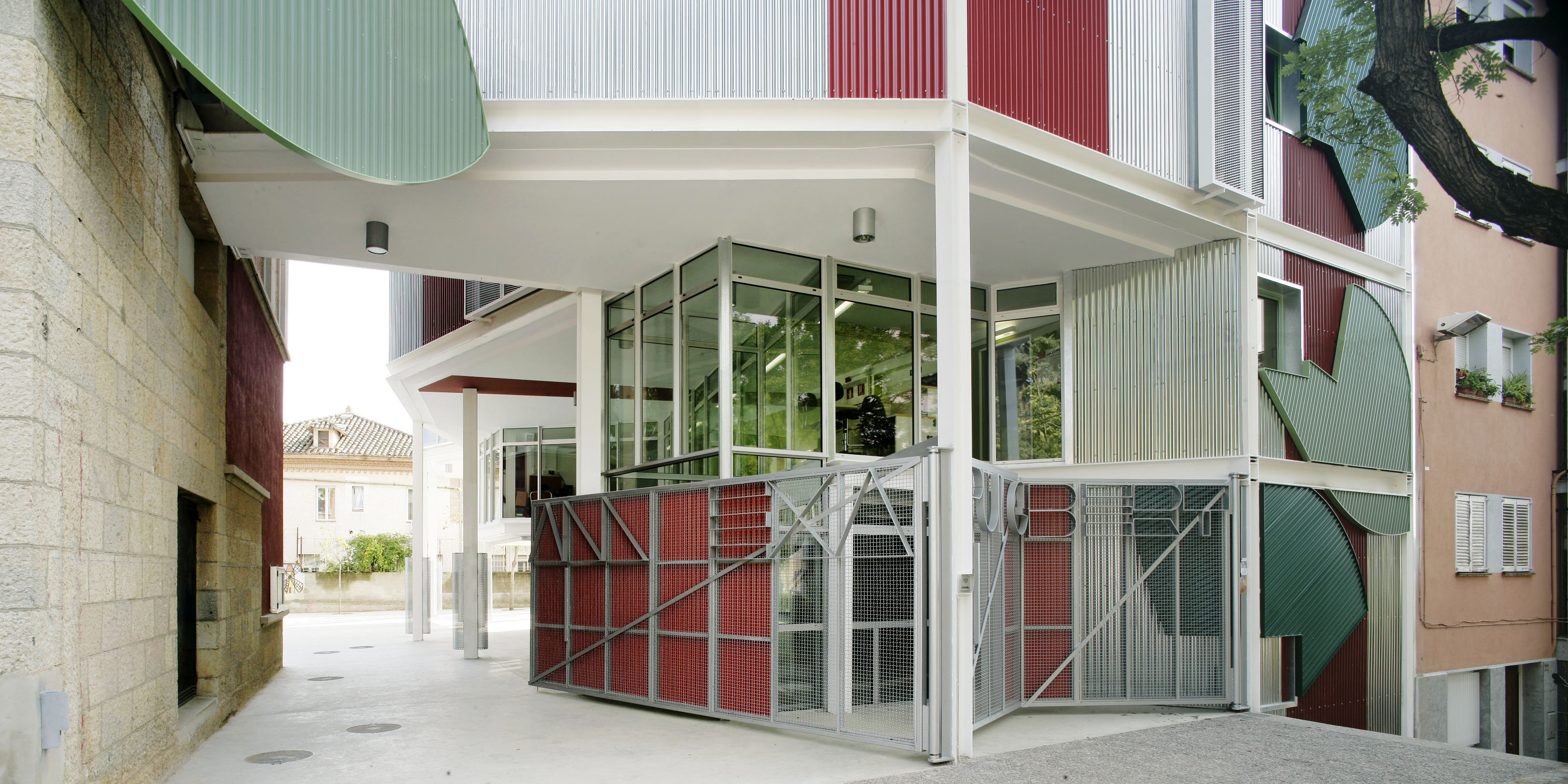 Annexa Joan Puigbert School by MIAS ARCHITECTS - Architizer
