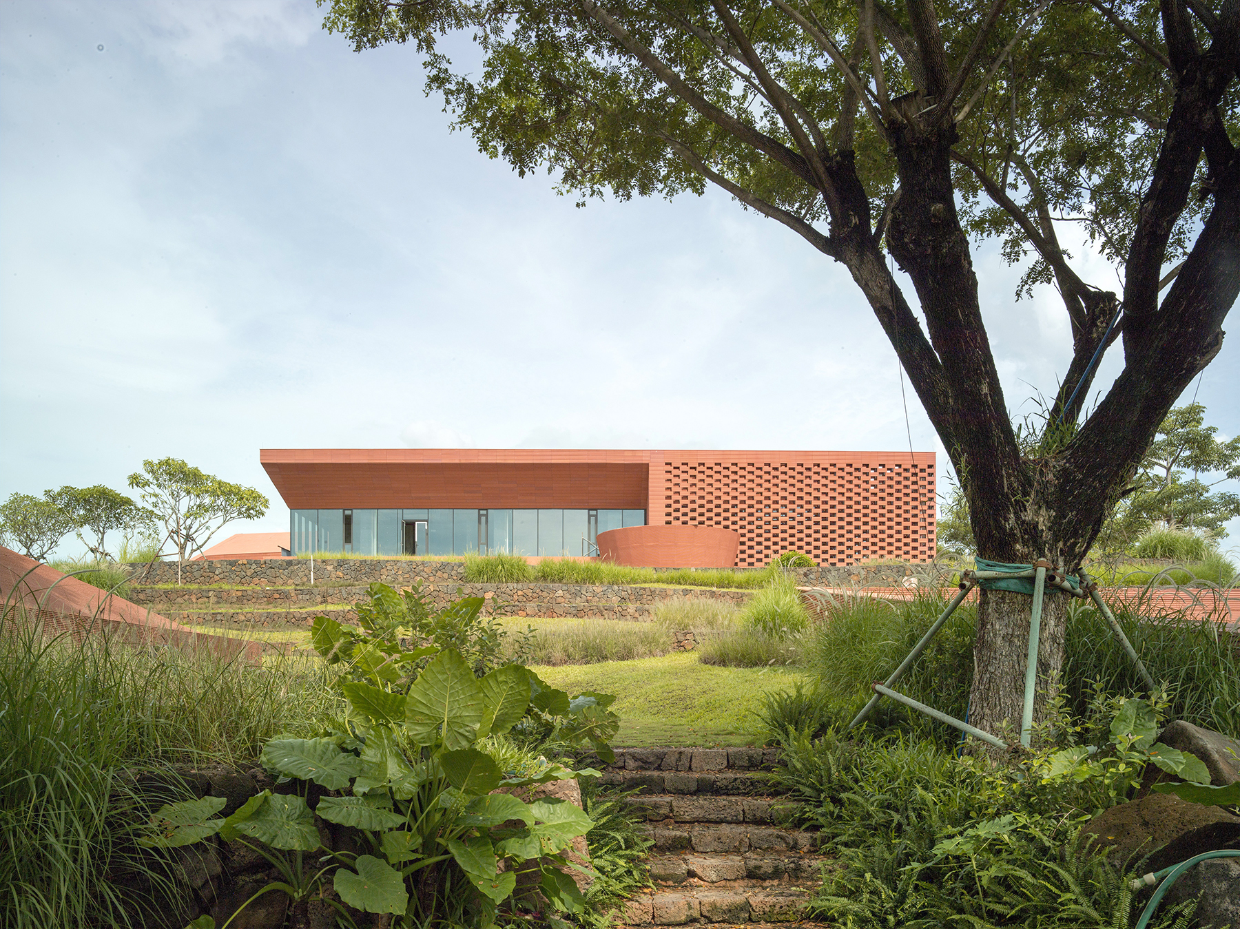 Hainan Smart Ecological New City Digital City Hall by SUP Atelier of ...
