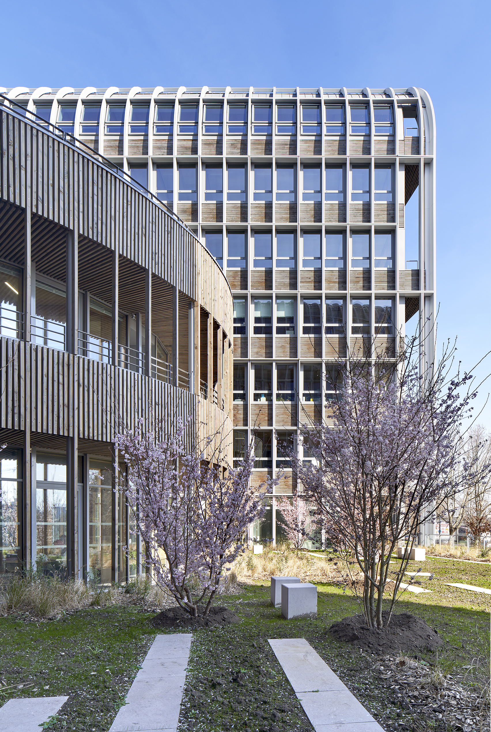 "New", Asnières by Dubuisson - Architizer