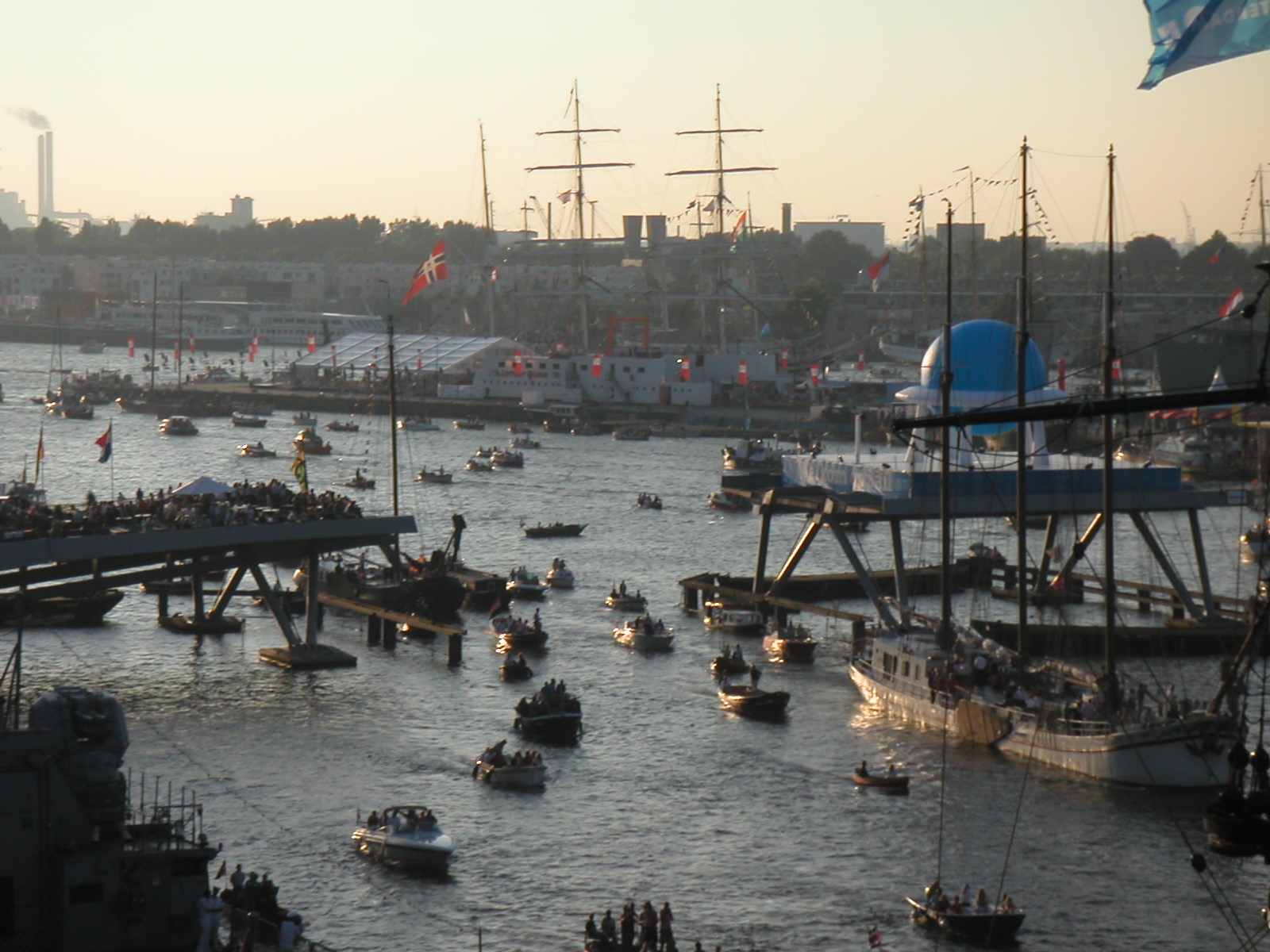 Jan Schaefer Bridge by VenhoevenCS architecture+urbanism - Architizer