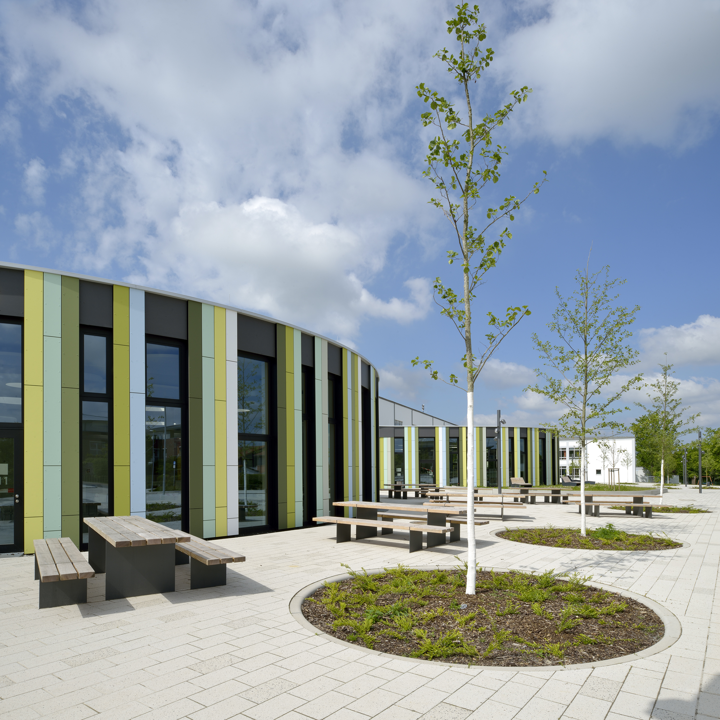 Schulzentrum Fallersleben by bof architekten - Architizer