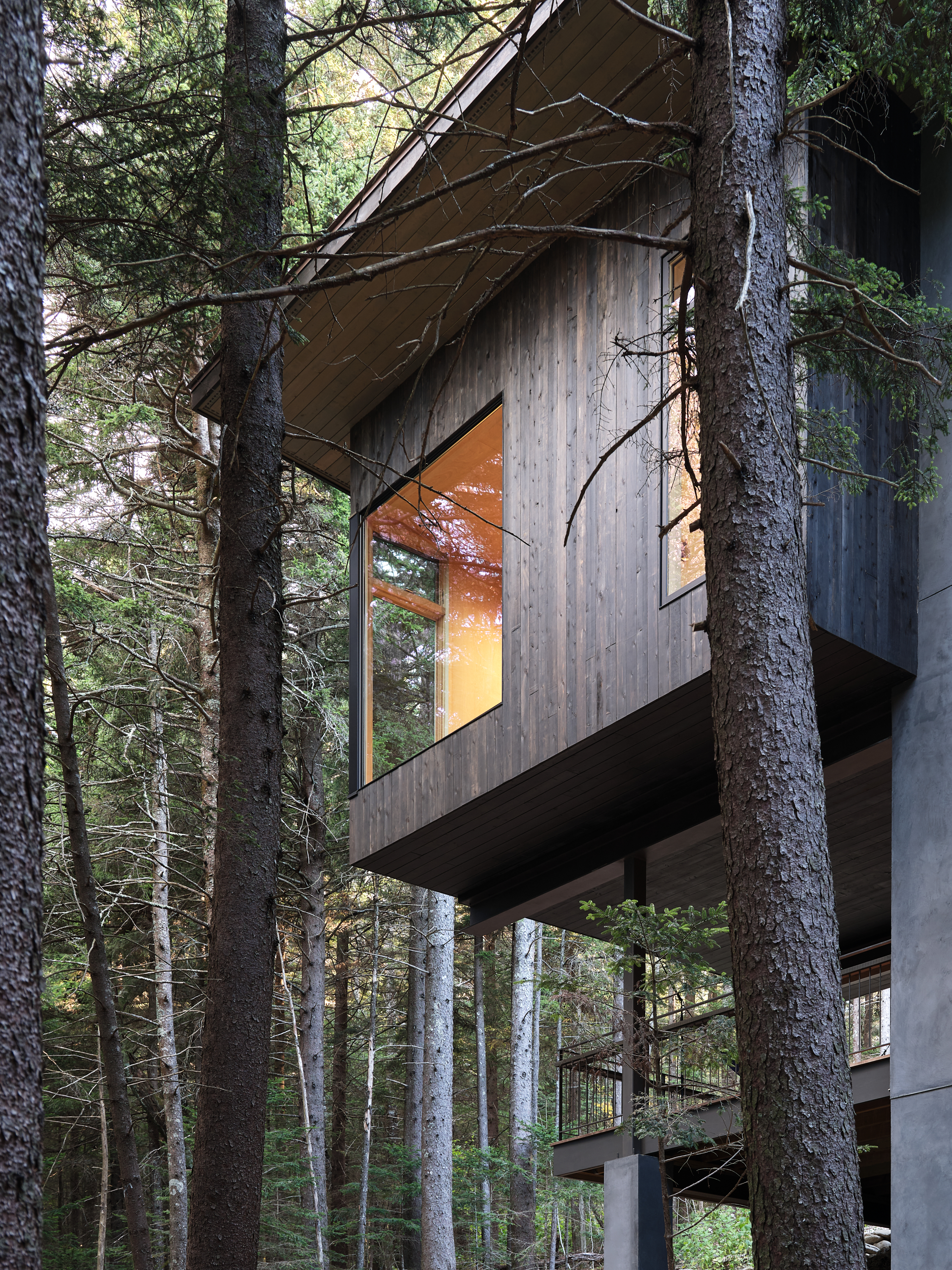 Spruce Ridge Cabin by Altura Architects - Architizer