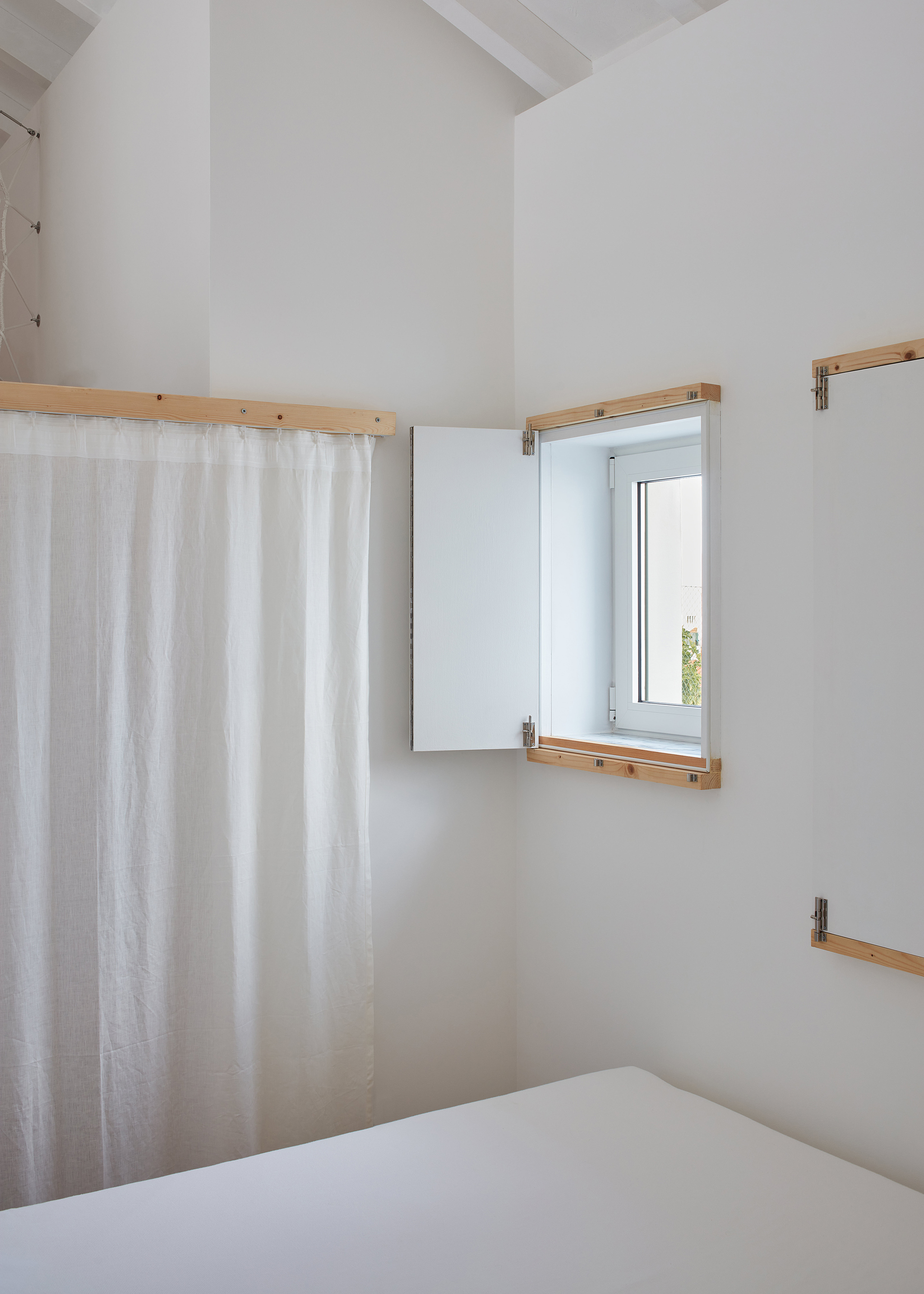 Bairro Operário House by TAEP/AAP - Architizer