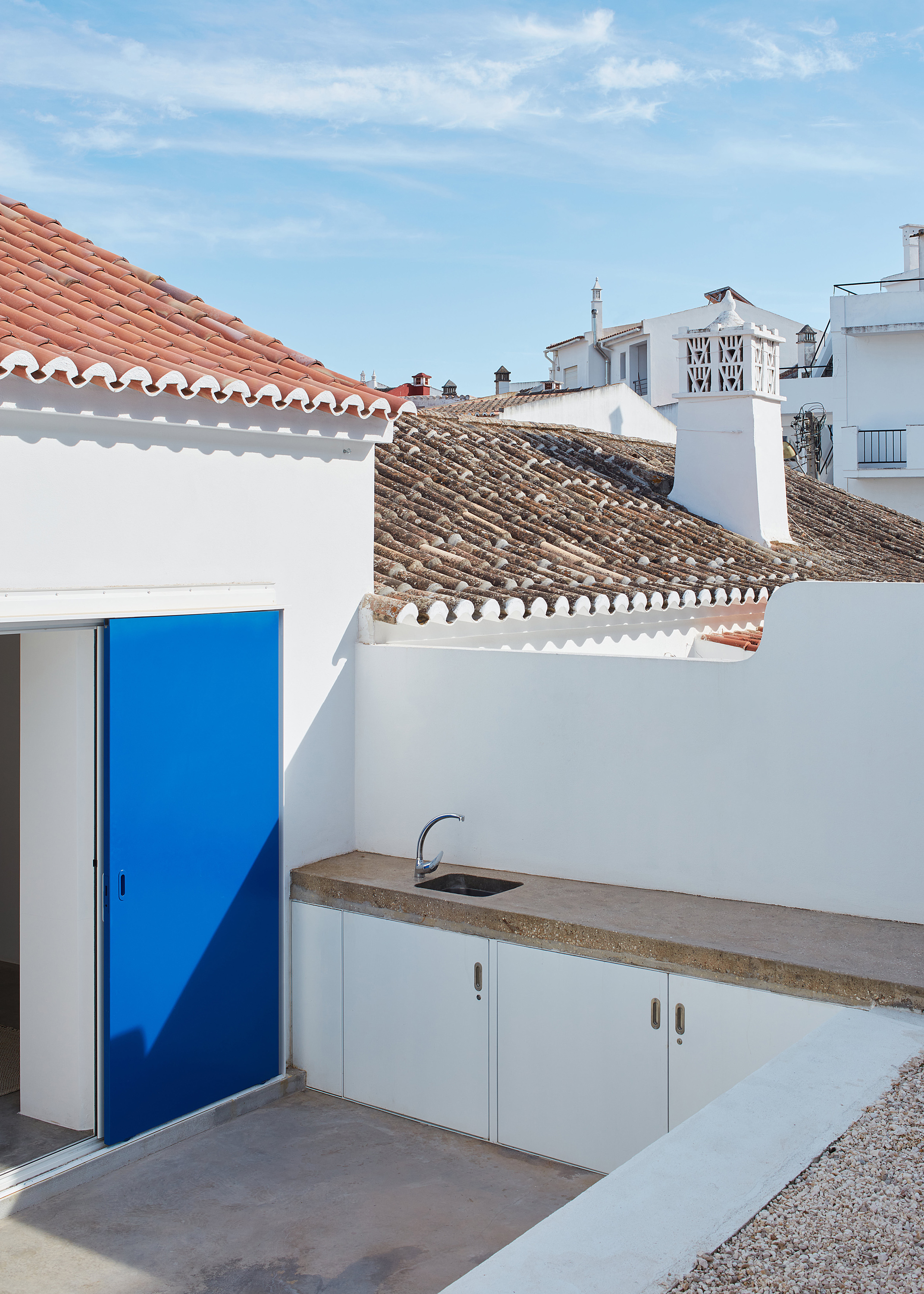 Bairro Operário House by TAEP/AAP - Architizer