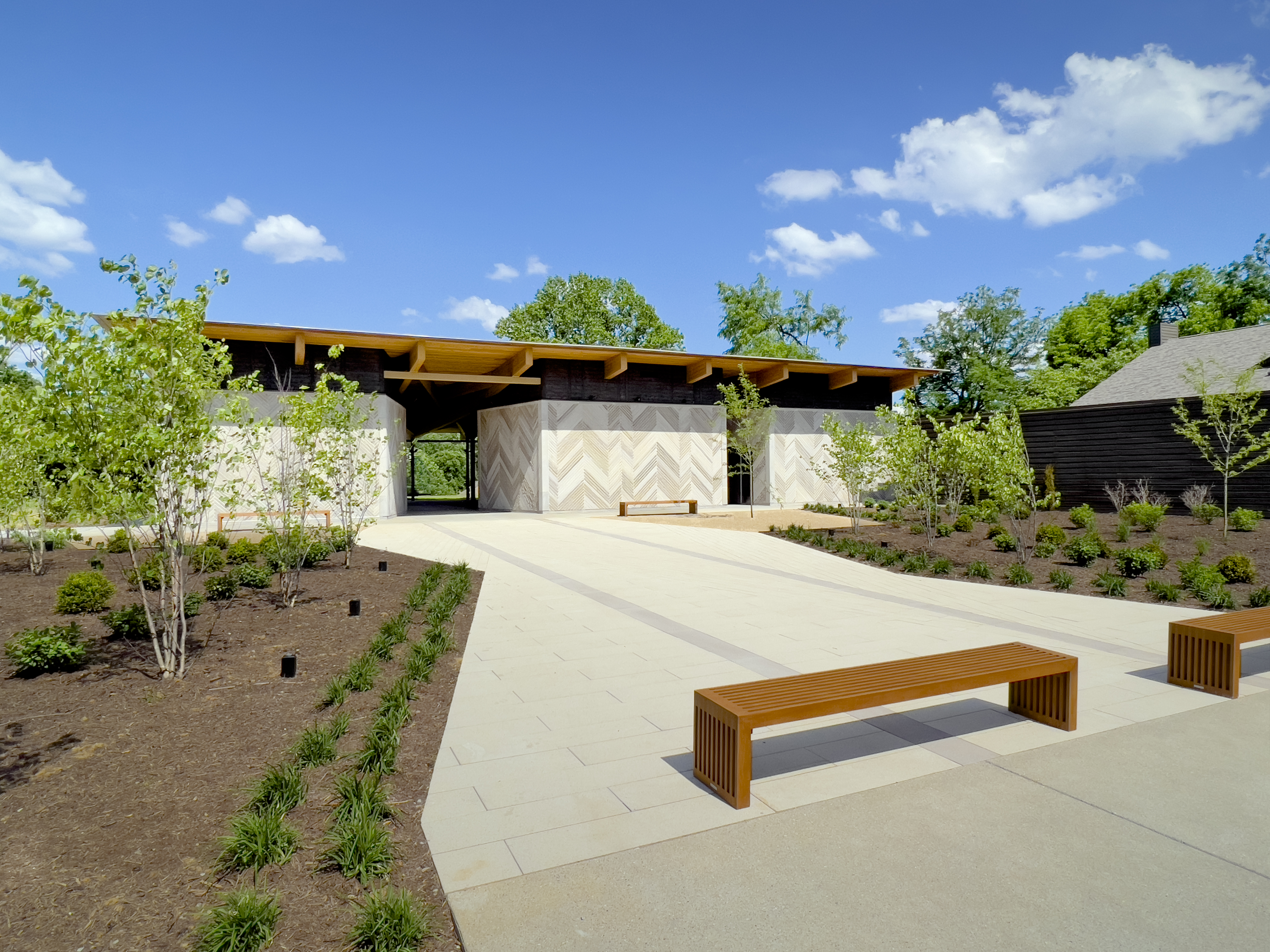 Locust Grove Event Pavilion by de Leon & Primmer Architecture Workshop ...