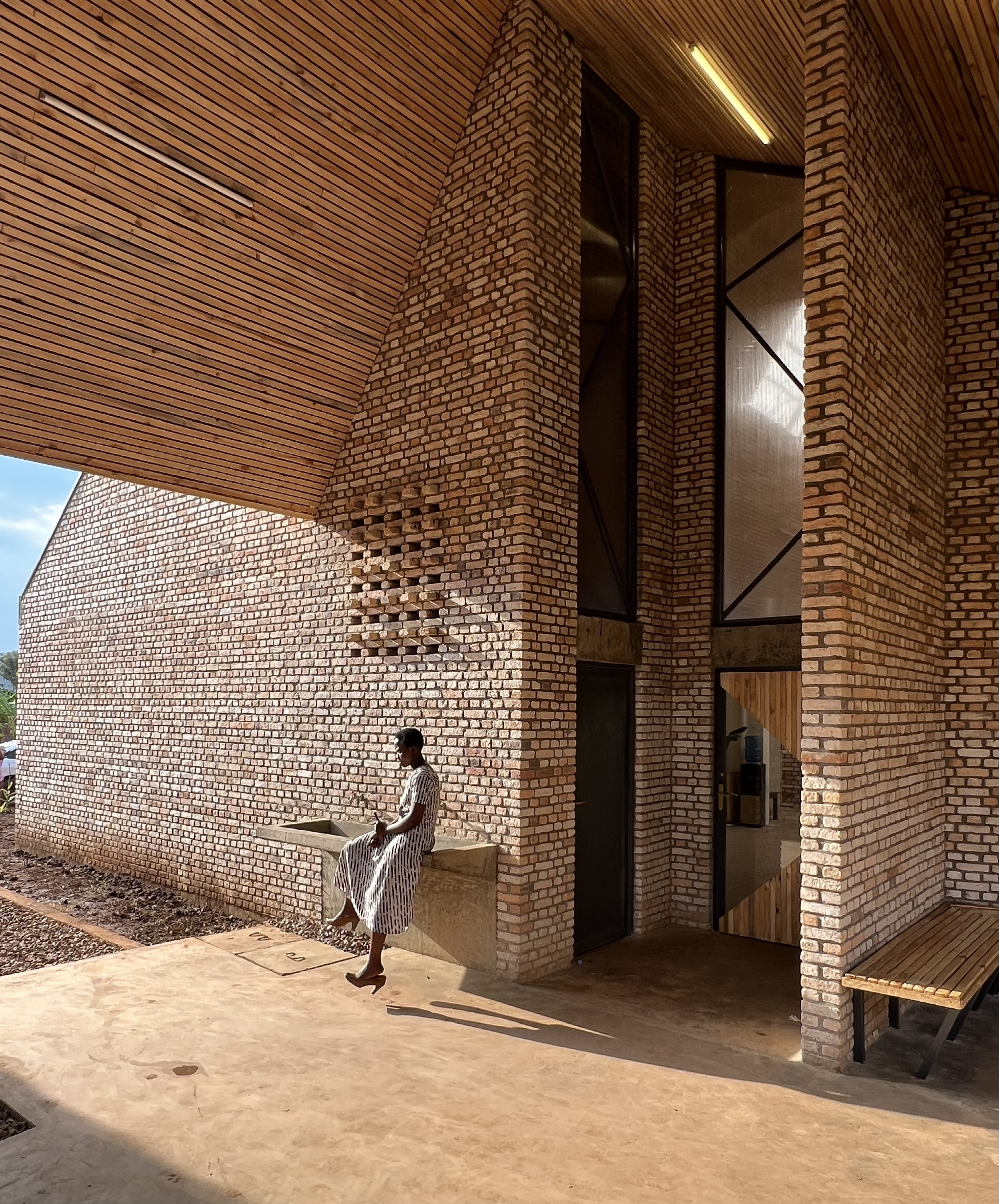 Komera Leadership Center by BE_Design - Architizer
