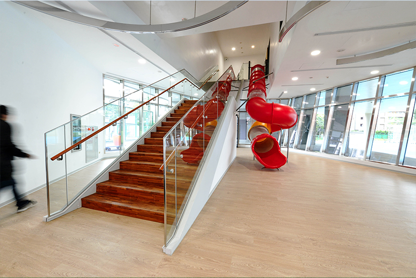 Solomon Wong Tech Cube, Taipei American School by KHL Architects ...