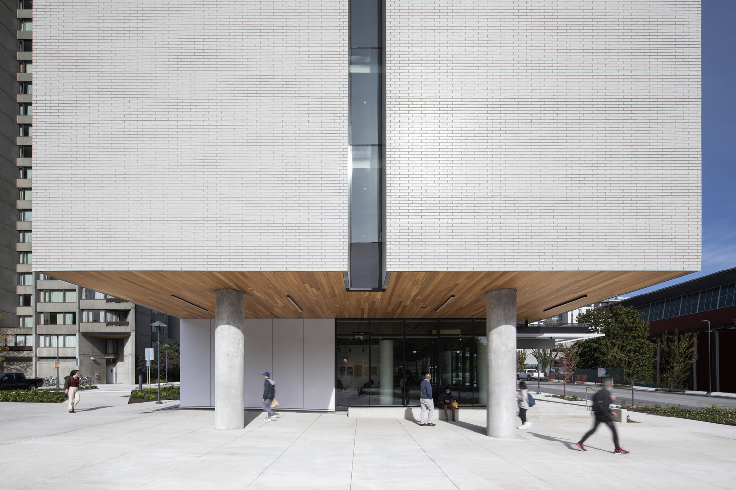 tə šxʷhəleləm̓s tə k̓ʷaƛ̓kʷəʔaʔɬ (The Houses of the Ones Belonging to ...