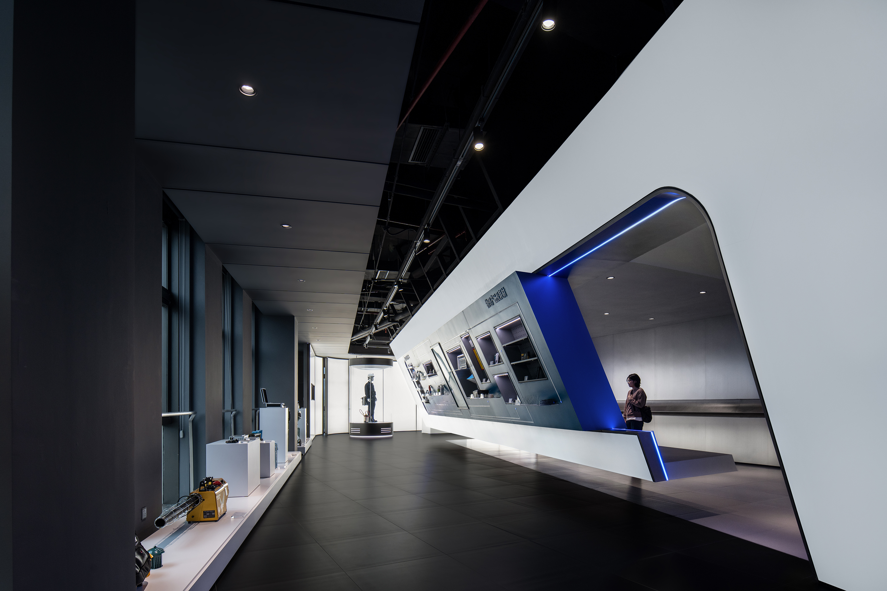 Modern Hygiene Platform Interaction Centre, Shanghai by DUTS design ...