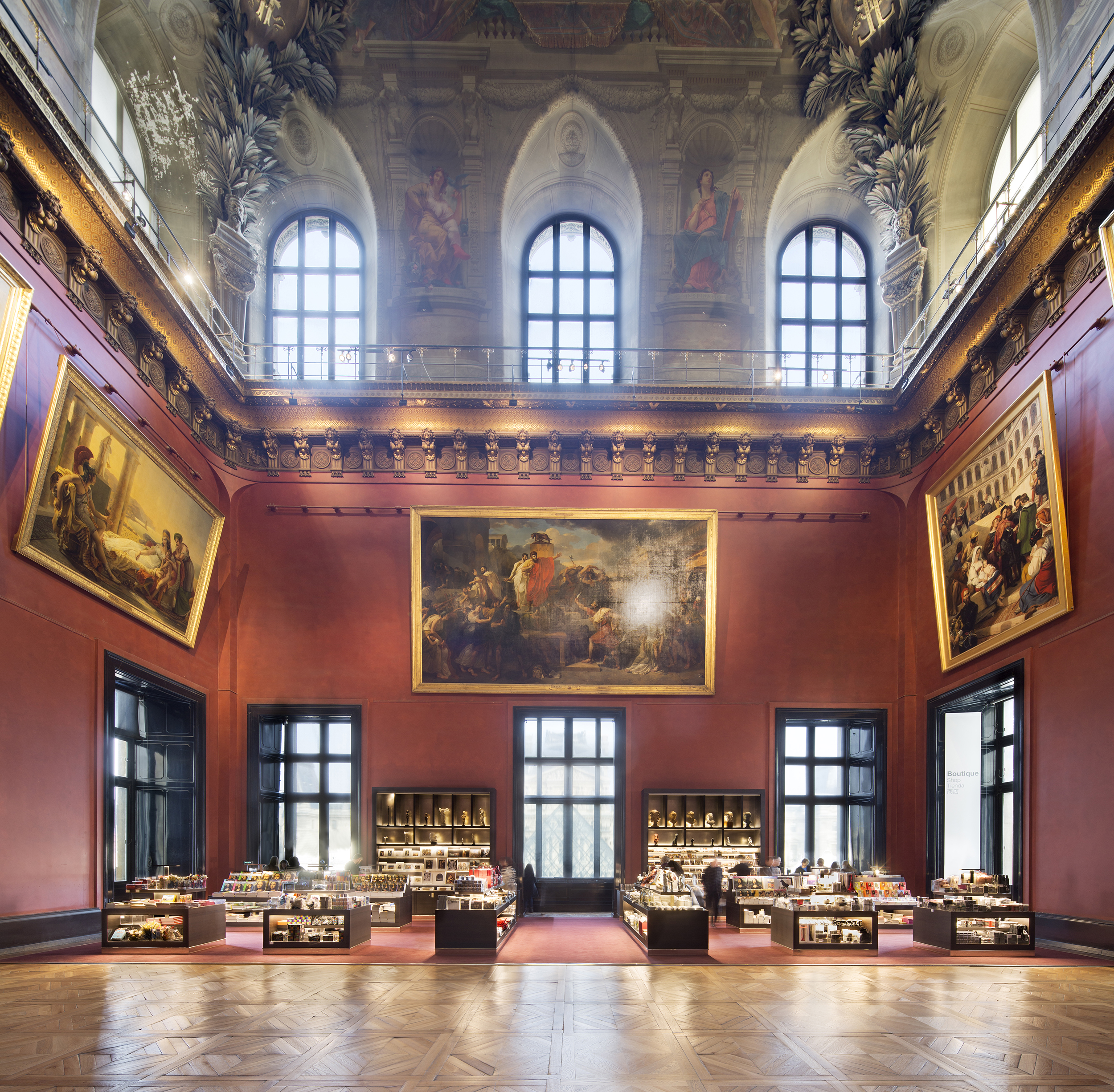 RMN GP merchandising counters at the Musée du Louvre, Paris by ...