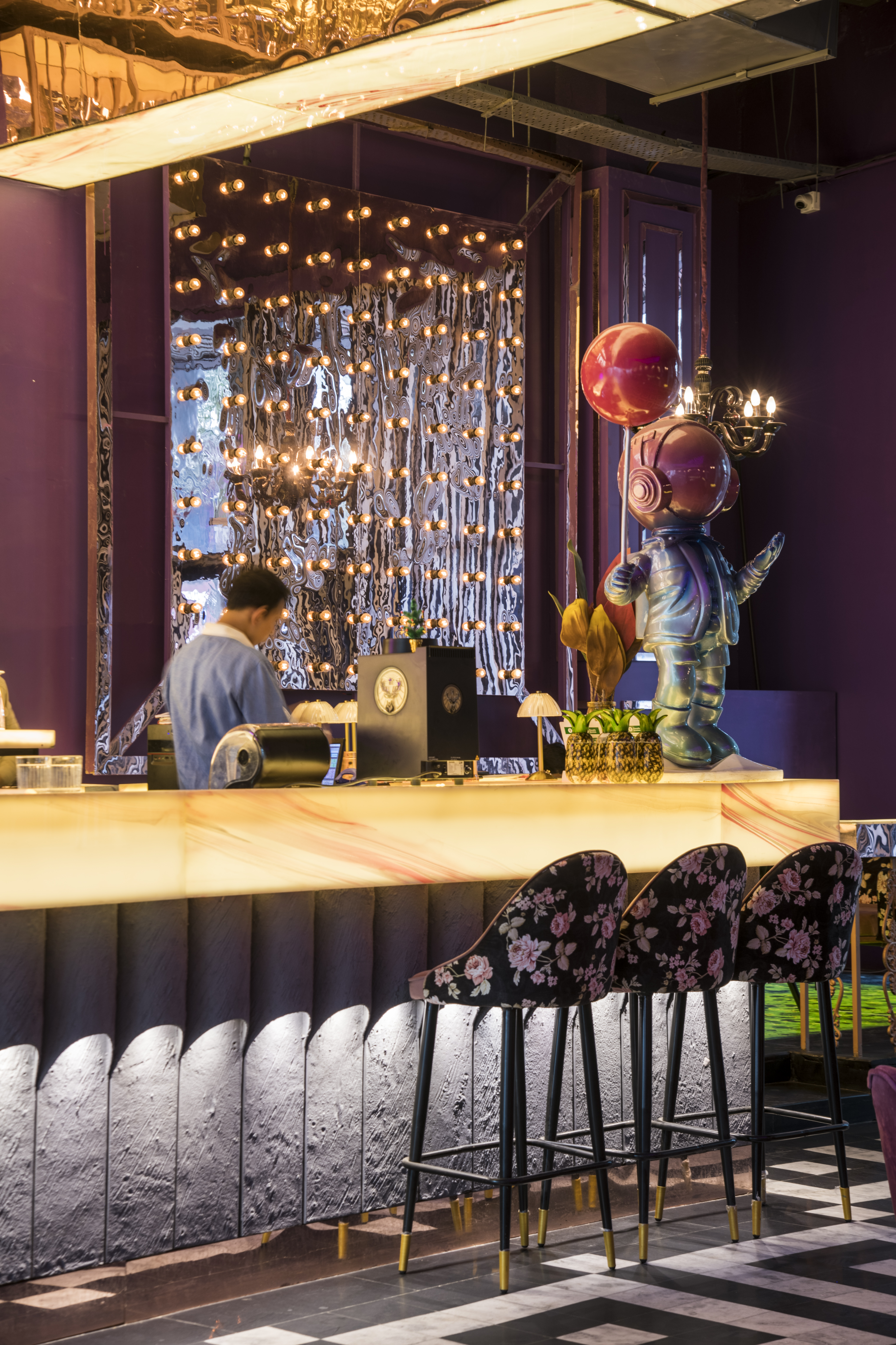 Flaunt by DutyFree by Chromed Design Studio - Architizer