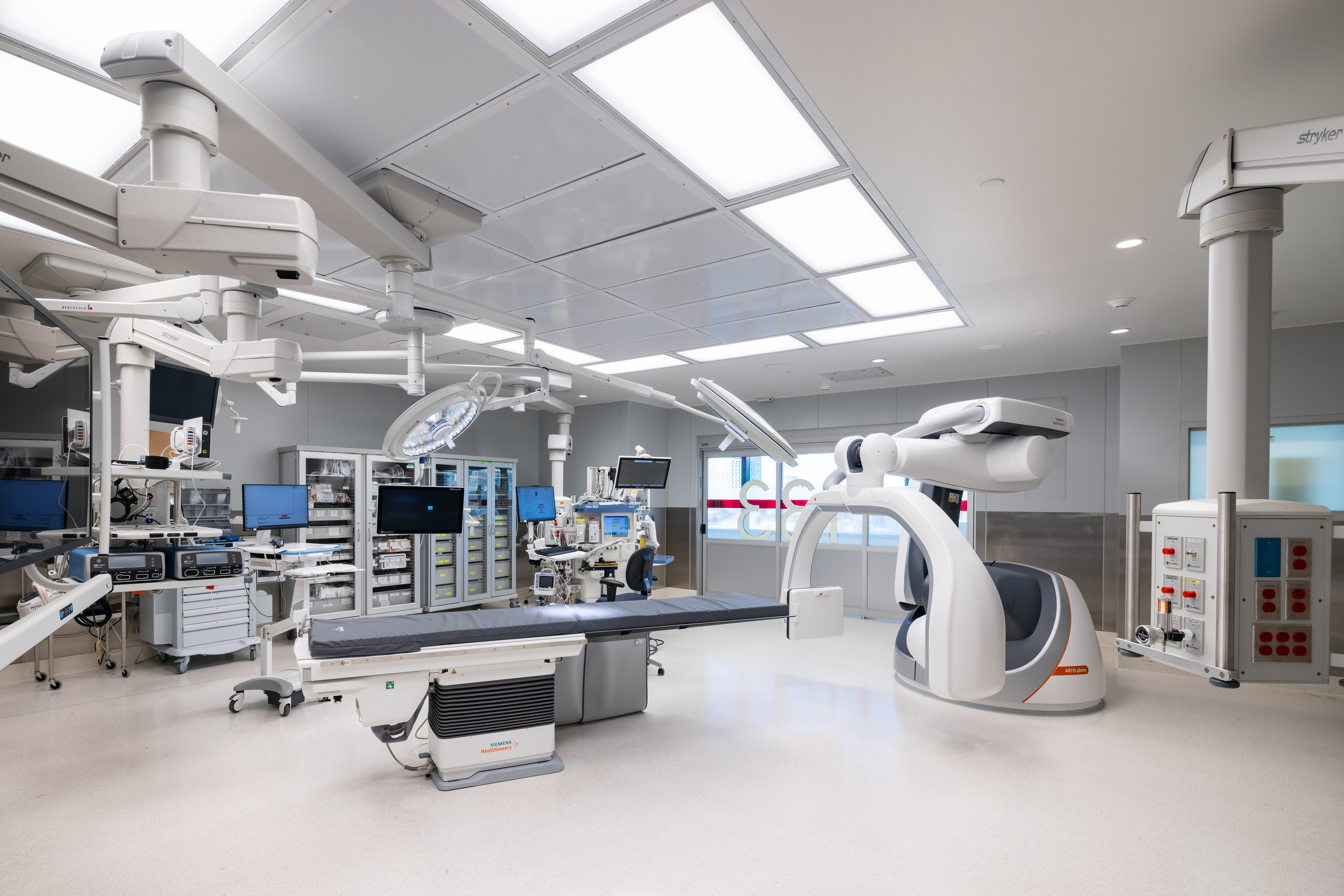 The Pavilion at the Hospital of the University of Pennsylvania by HDR ...