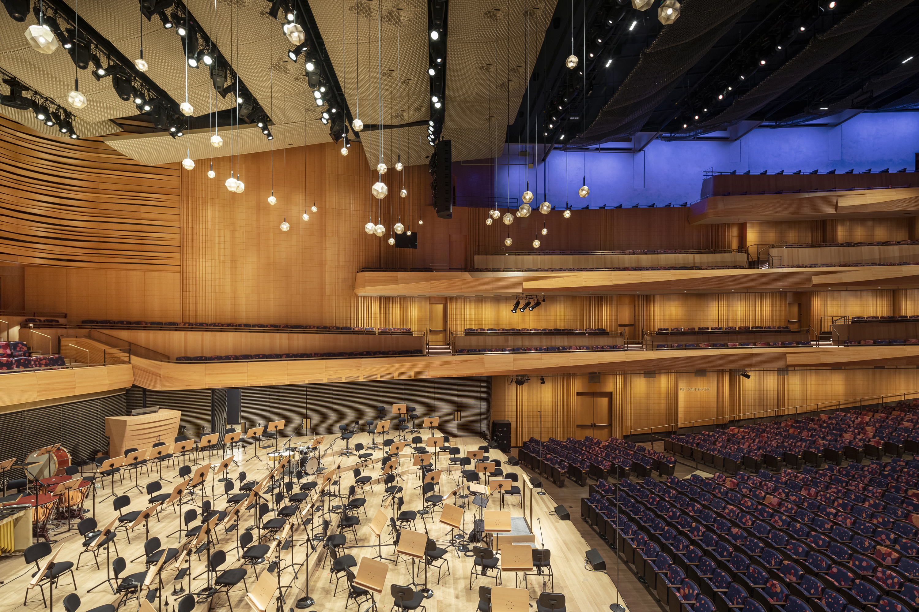 David Geffen Hall, Lincoln Center by Diamond Schmitt - Architizer