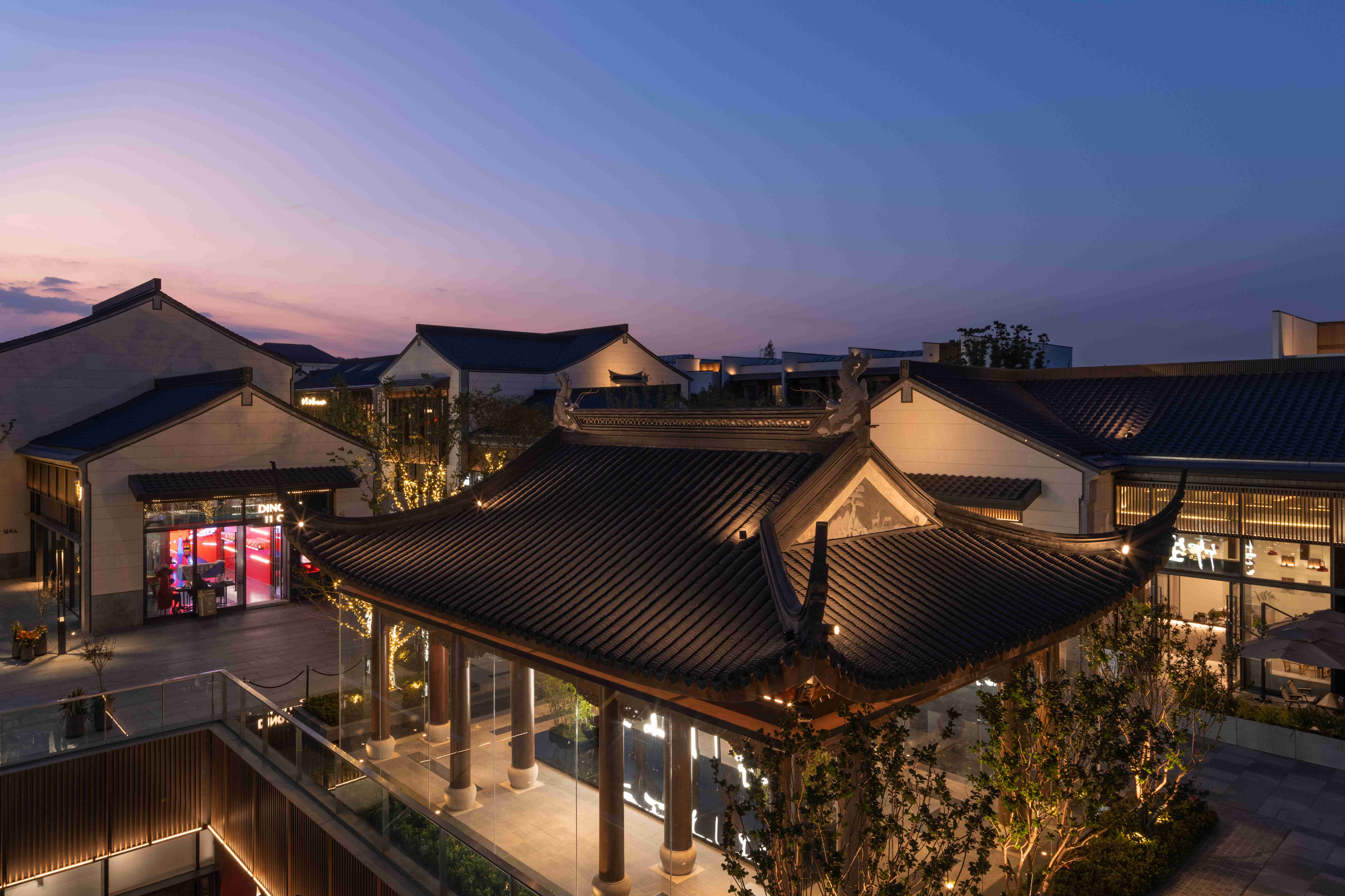 Suzhou Kimpton Zhuhui Hotel & Zhonghai UNI ELITE by brandston ...