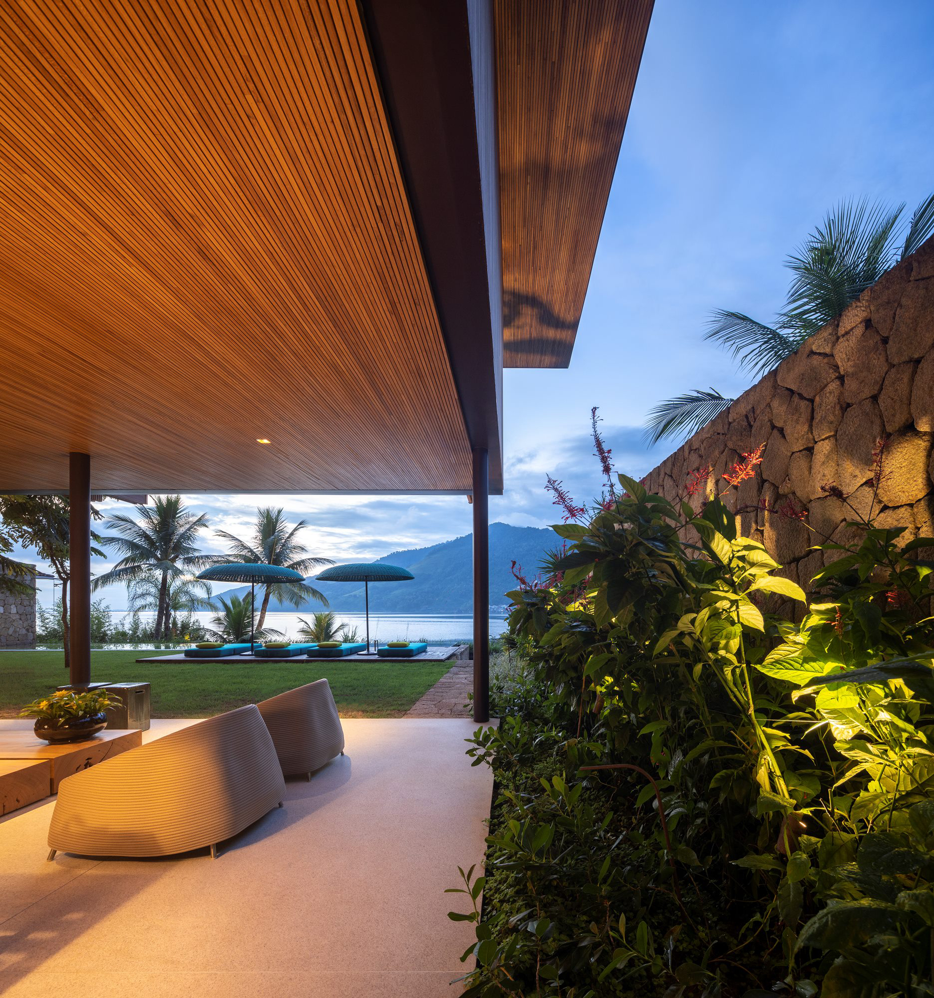 CMA House by Jacobsen Arquitetura - Architizer