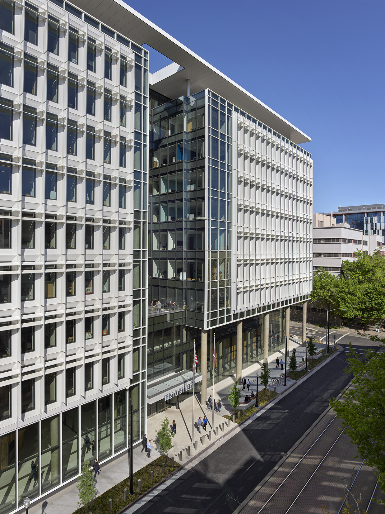 State of California, 1021 O Street State Office Building's by Dreyfuss ...