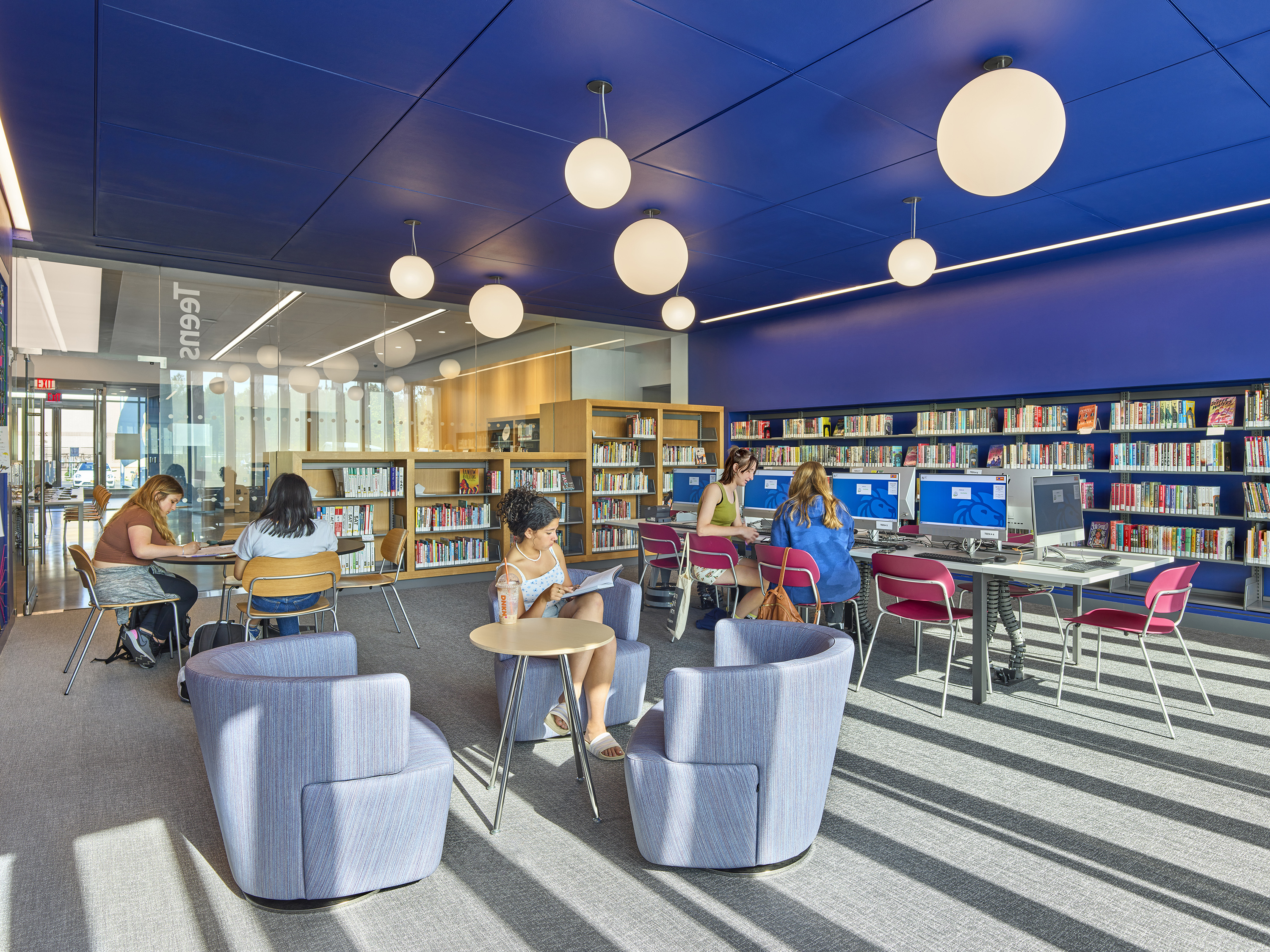 Charleston Branch | New York Public Library by ikon.5 architects ...