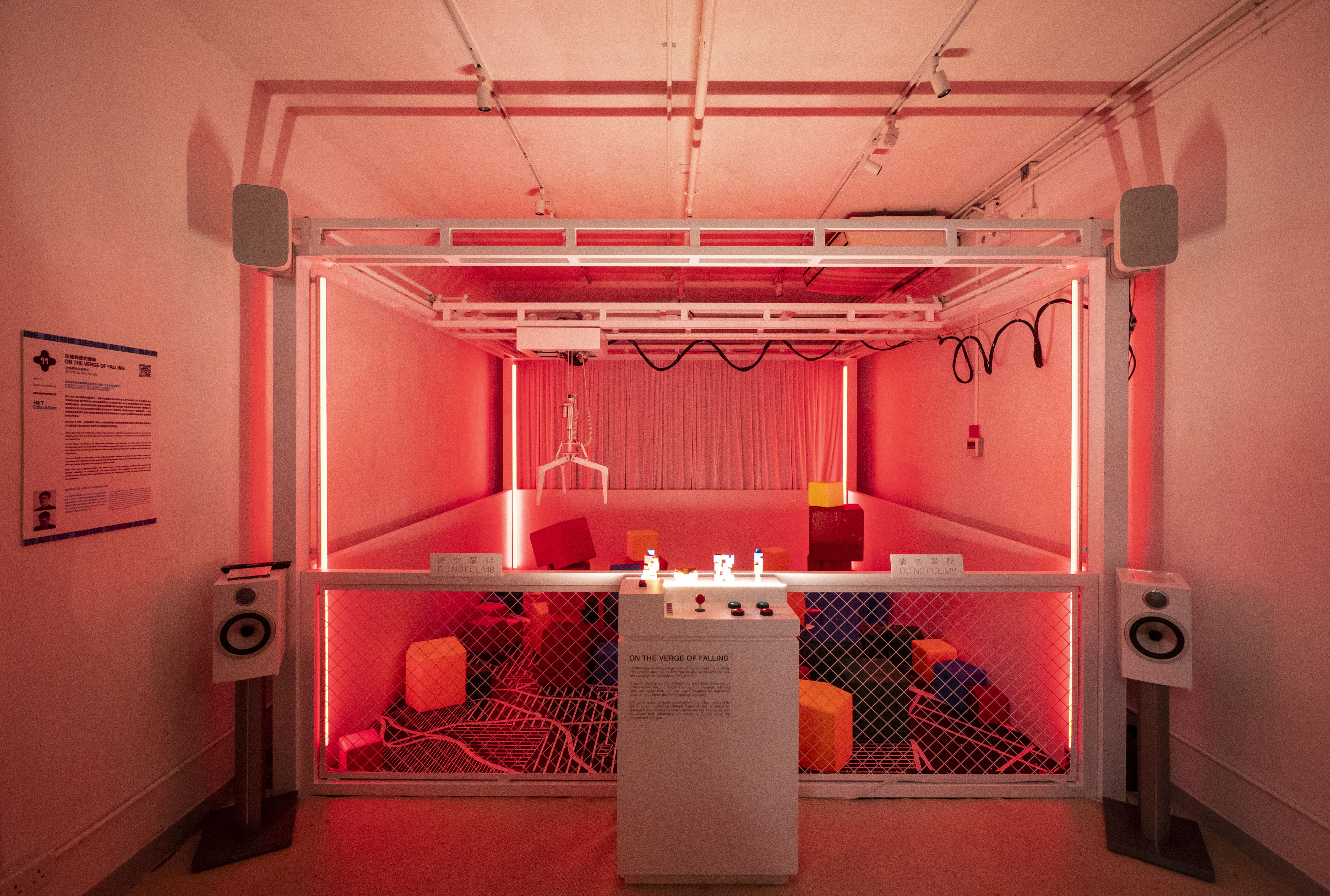 On the verge of falling by Studio of SAI - Architizer