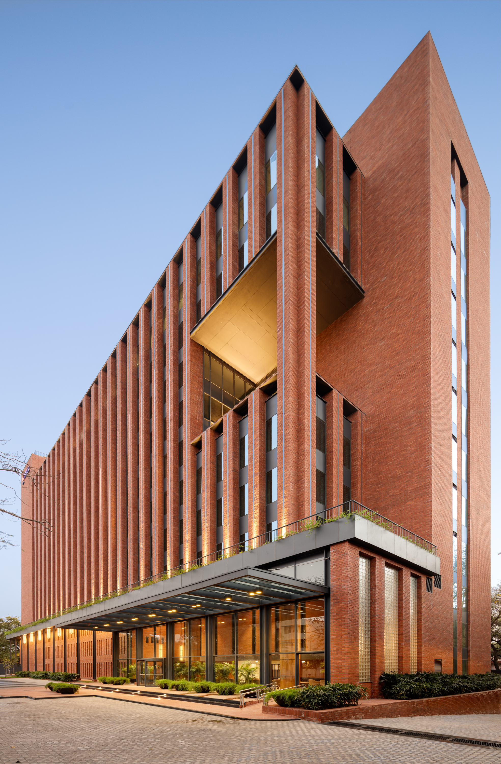 Max House, New Delhi by Studio Lotus - Architizer