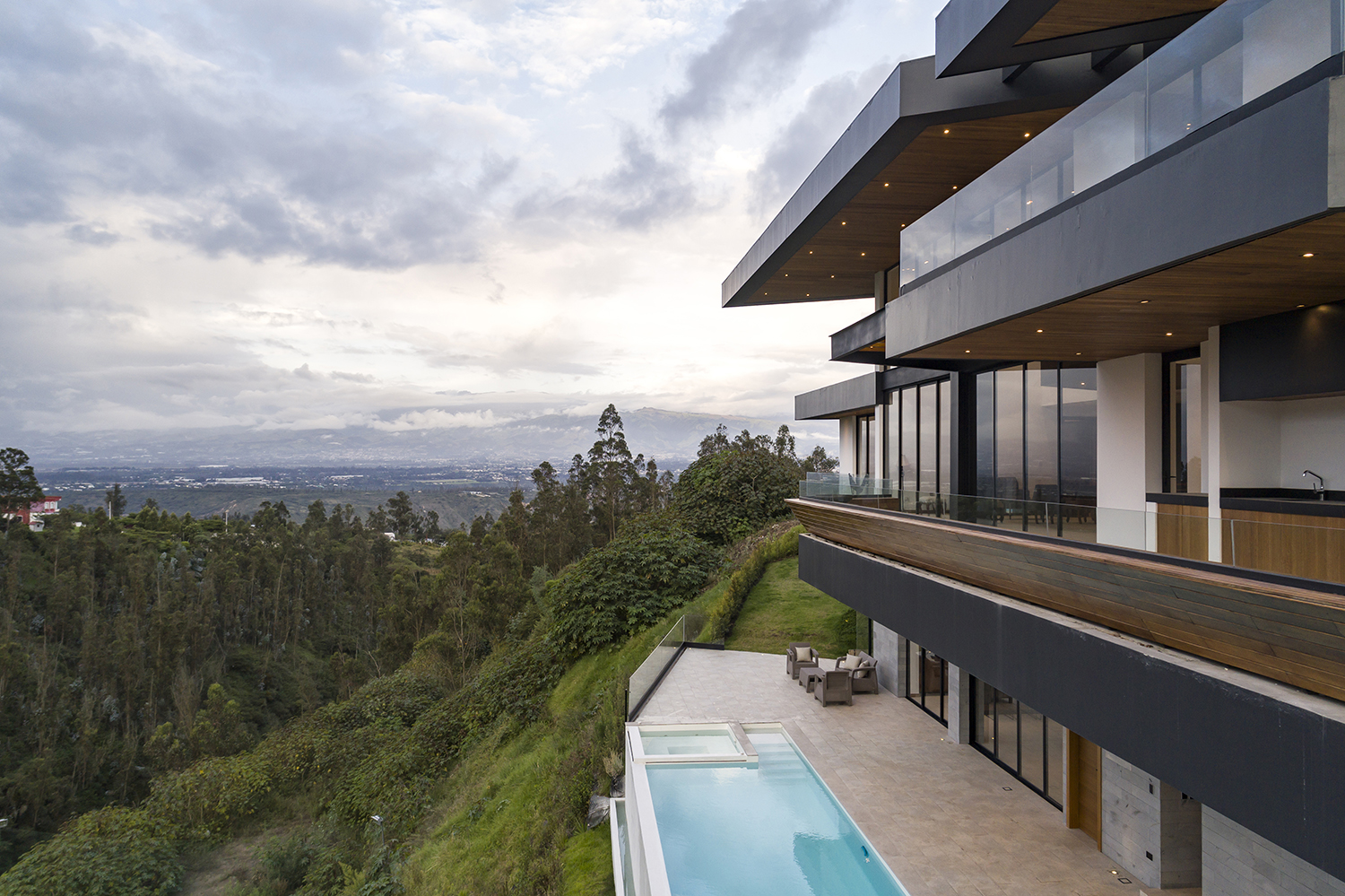 Vertigo House by NAJAS ARQUITECTOS - Architizer