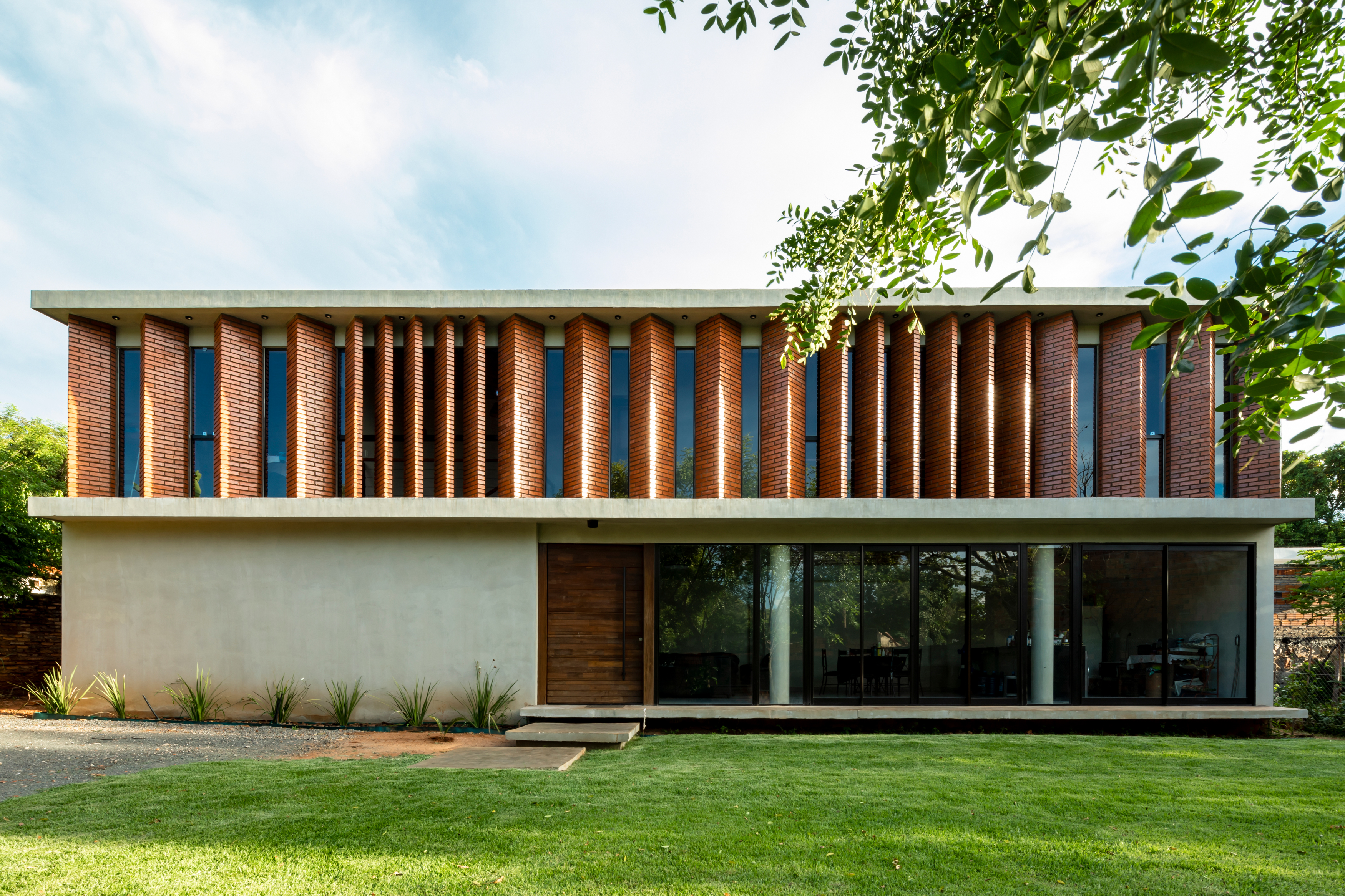 LUMINA HOUSE by Hoga Arquitectura - Architizer