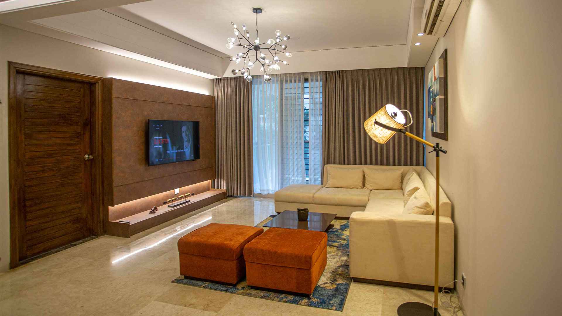 CONTEMPORARY RESIDENCE INTERIOR DESIGN IN GULSHAN by Zero Inch ...