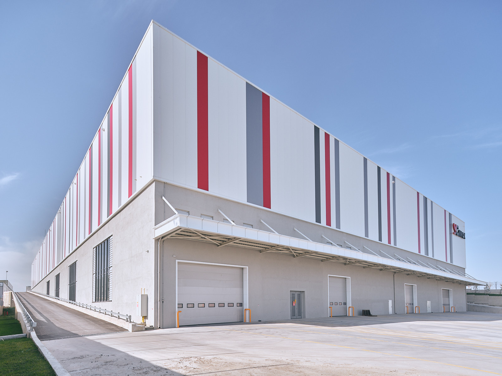 YC INOX Factory by Iglo Architects - Architizer