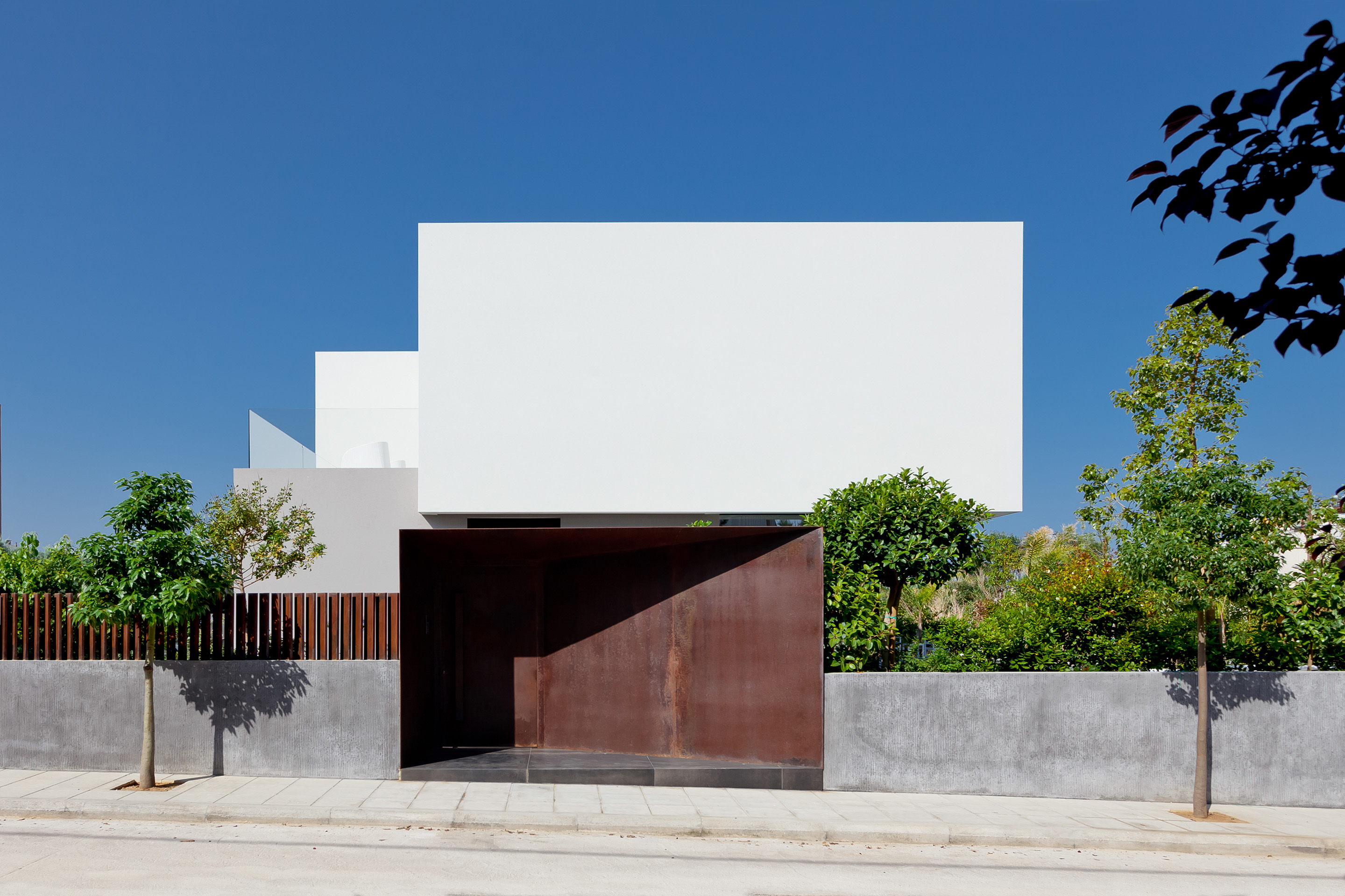 Frame House by Façade - Architizer
