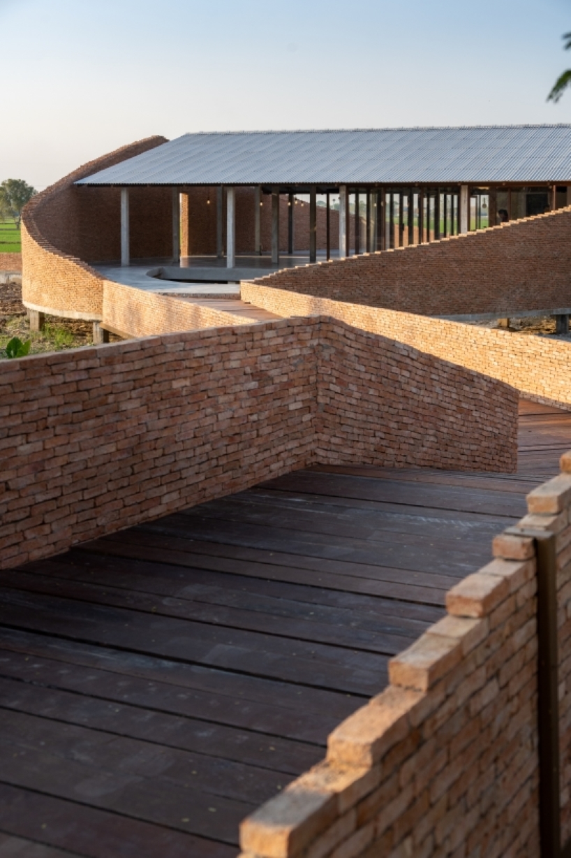 Naya Cafe Ayutthaya by BodinChapa Architects - Architizer