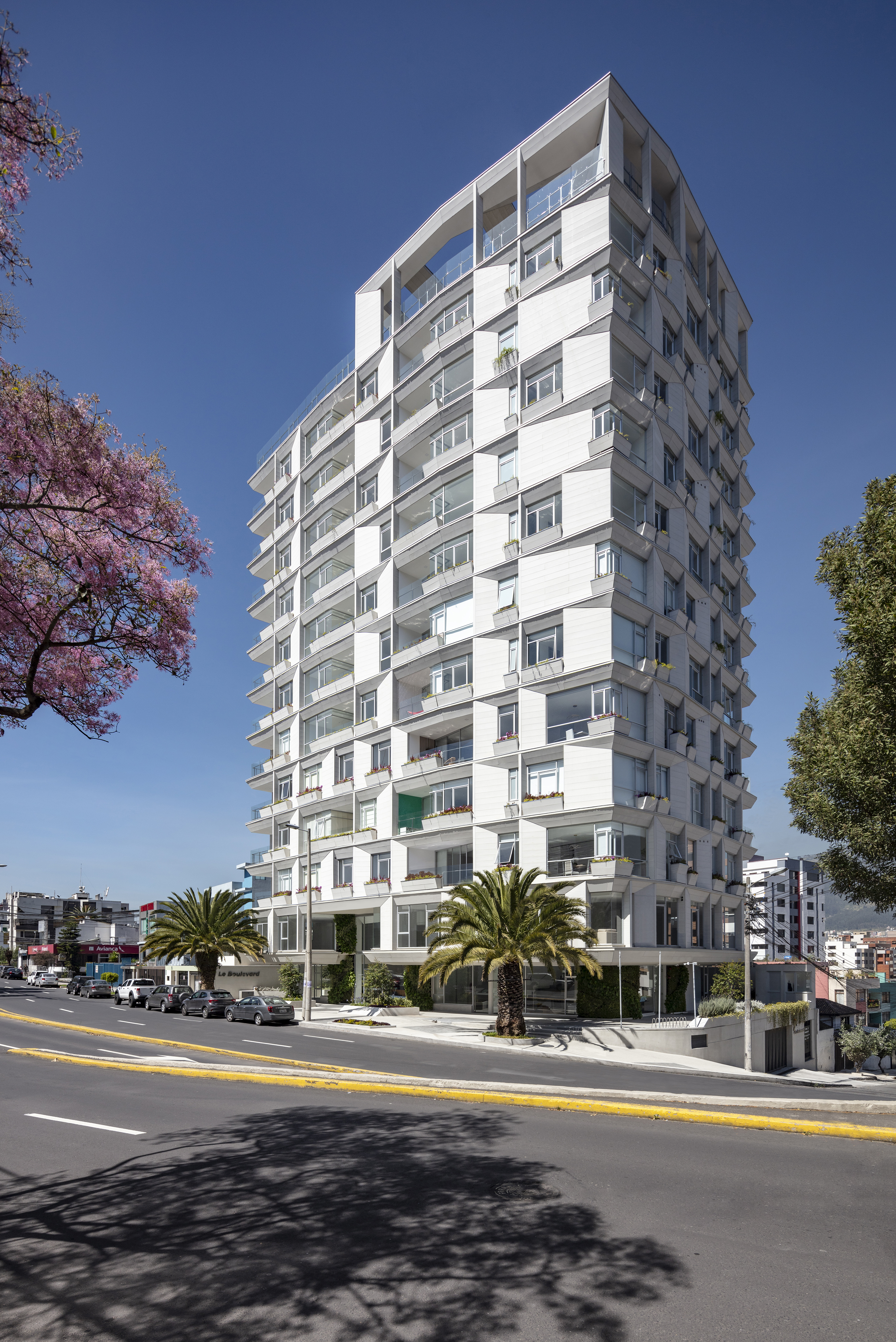 LB Building by arquitectura x - Architizer