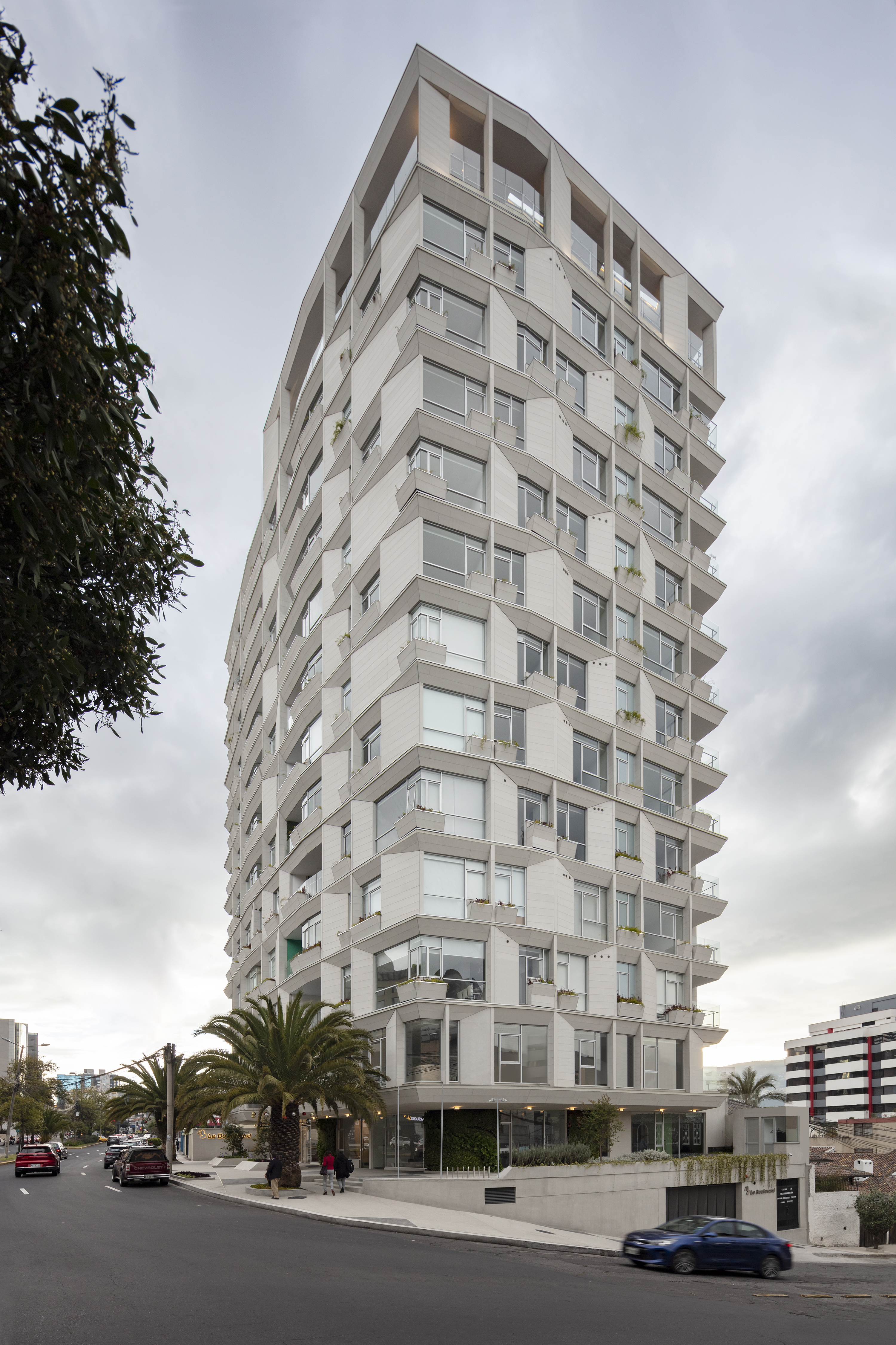 LB Building by arquitectura x - Architizer