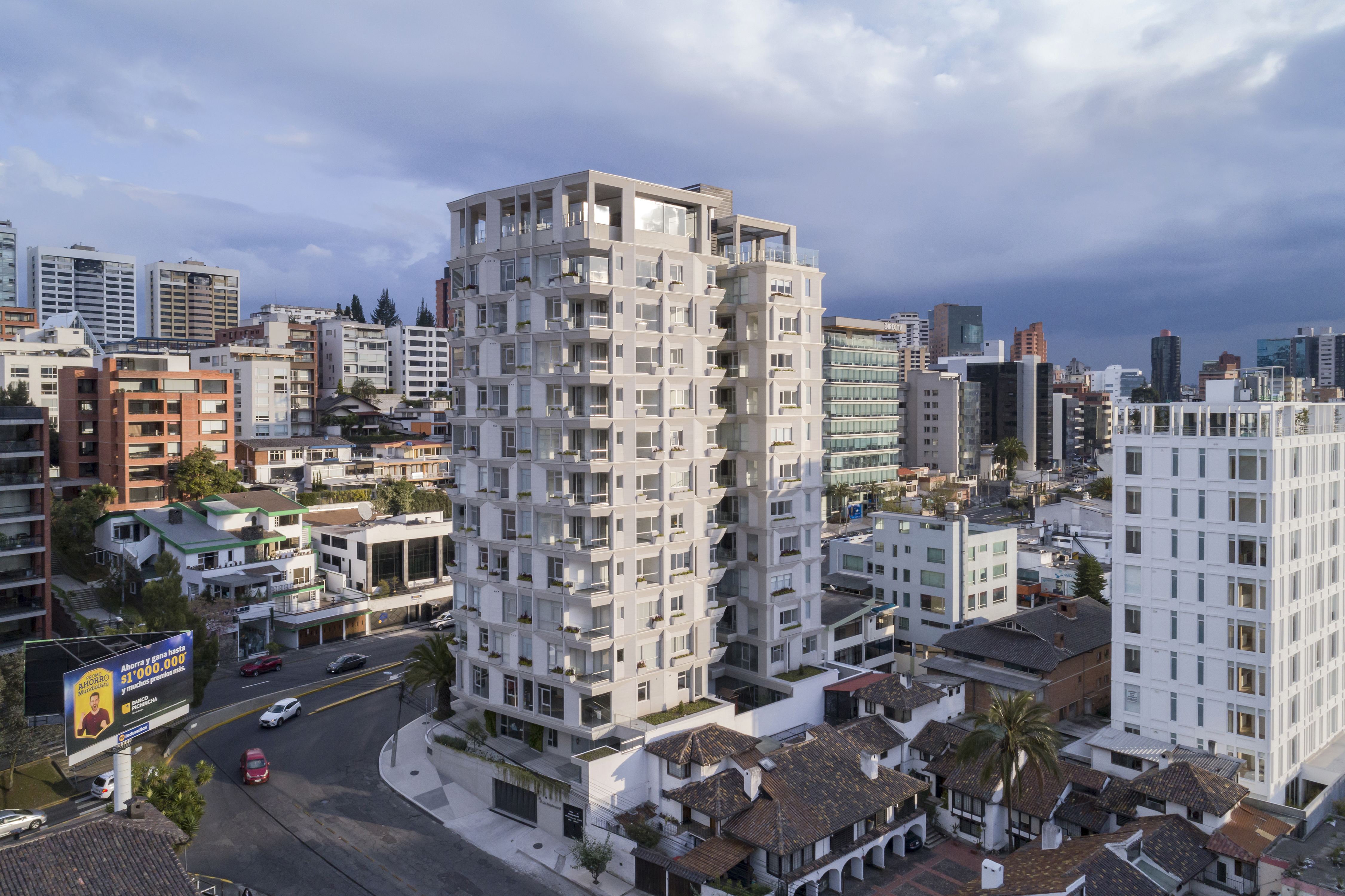 LB Building by arquitectura x - Architizer