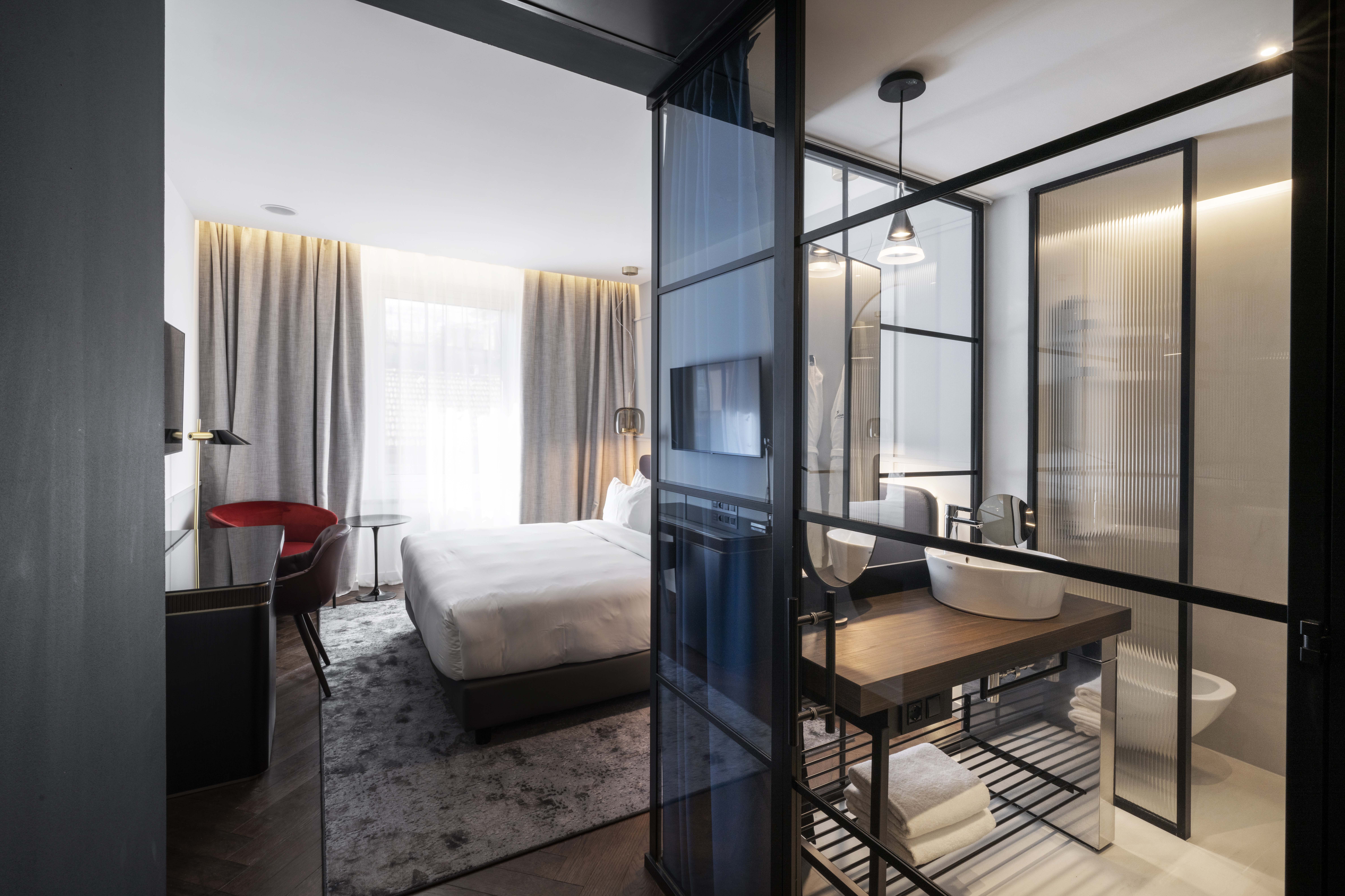 Radisson Collection Hotel, Santa Sofia Milan by Studio Marco Piva ...