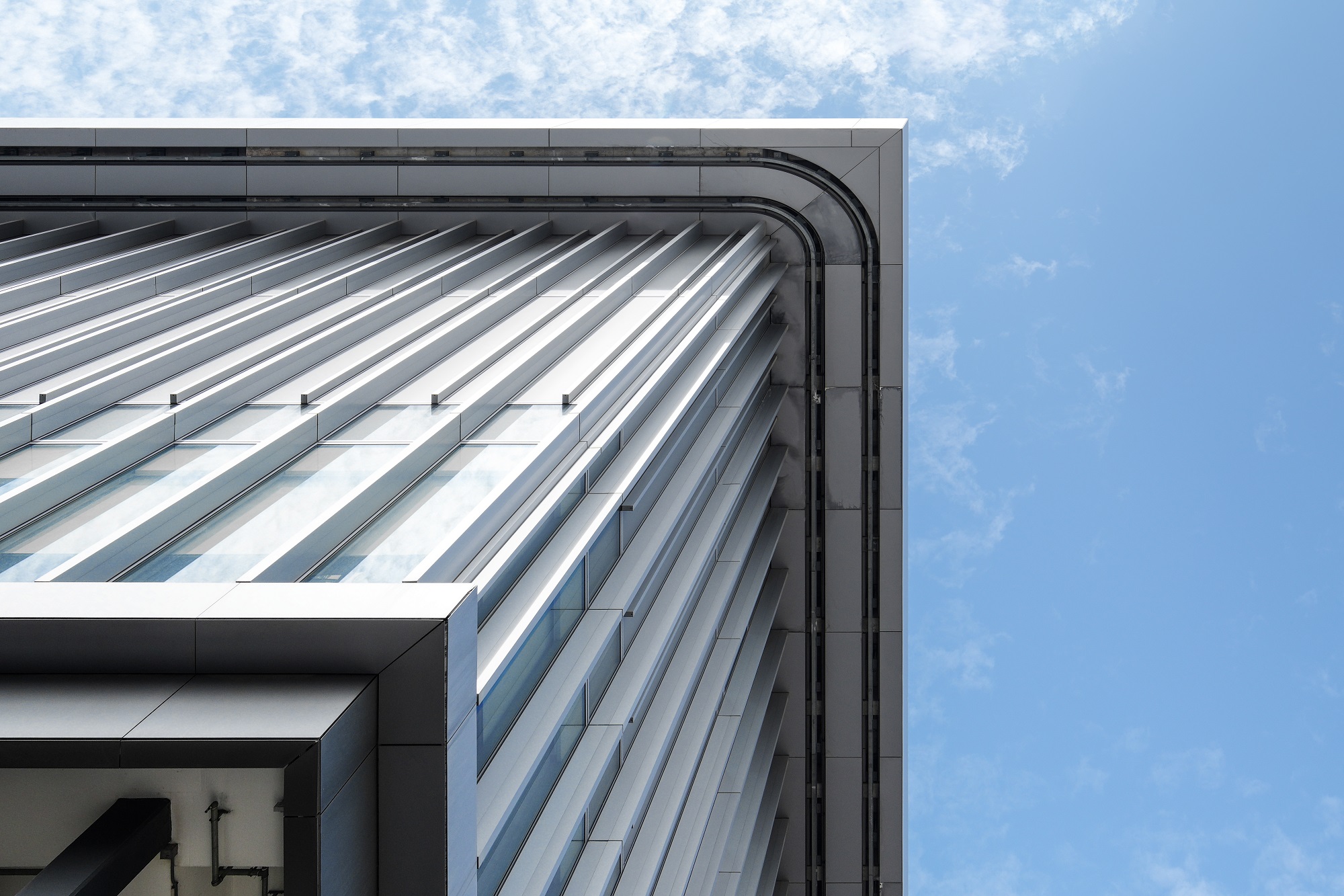 A Work-Recreate Community Building for Hong Kong International Airport ...